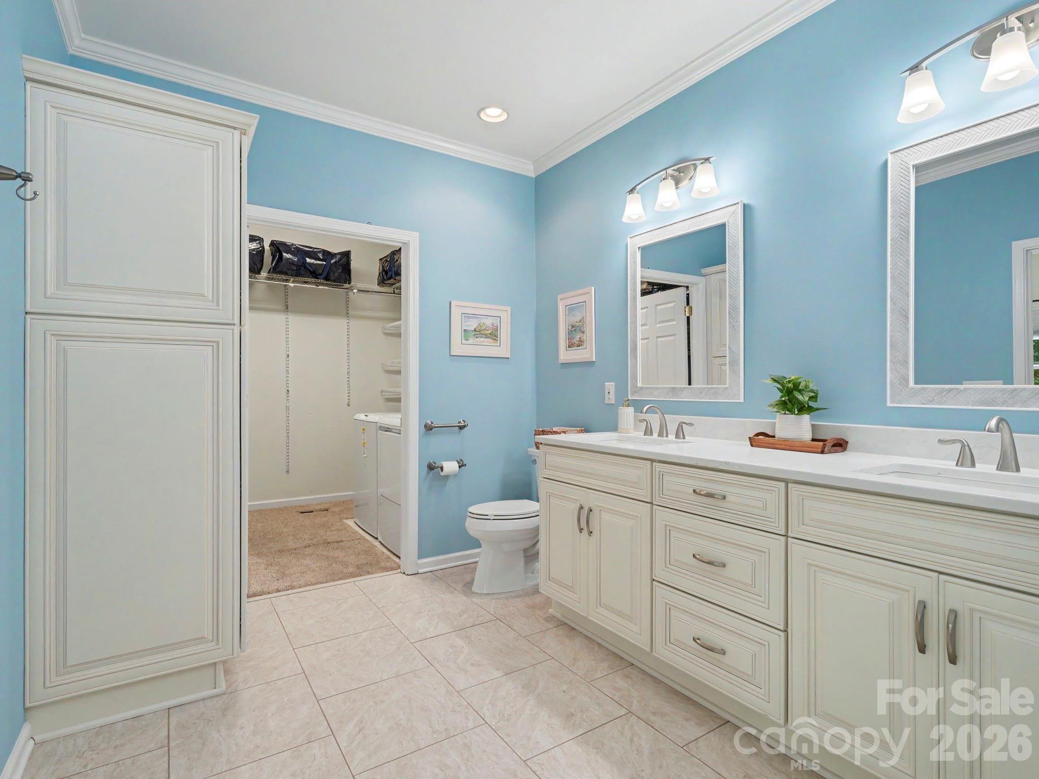 Home for sale at 15505 Robsart Court, Charlotte, NC — photo 21 of 48