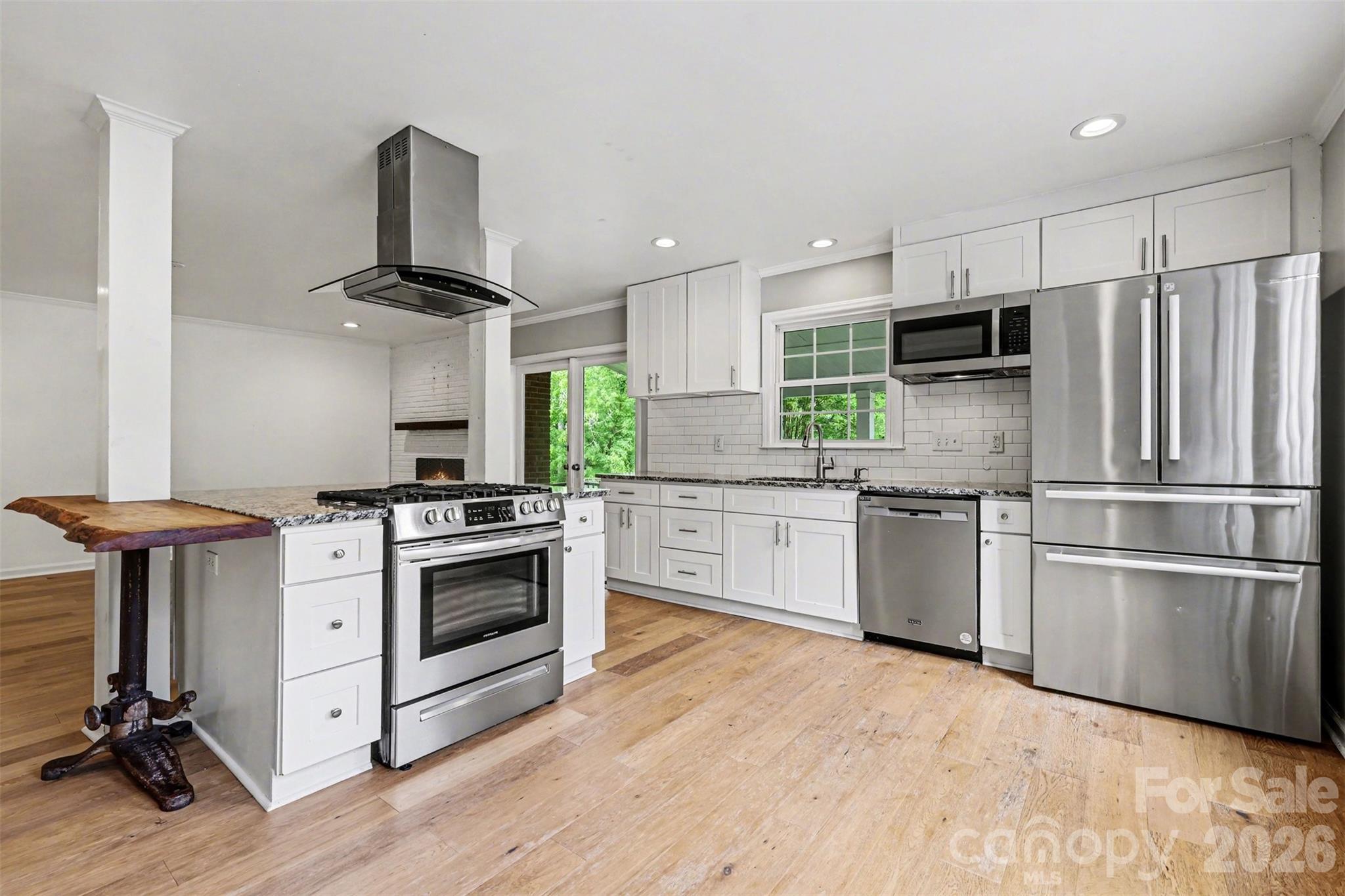 Photo 13 of 4600 Bournewood Lane, Charlotte, NC
