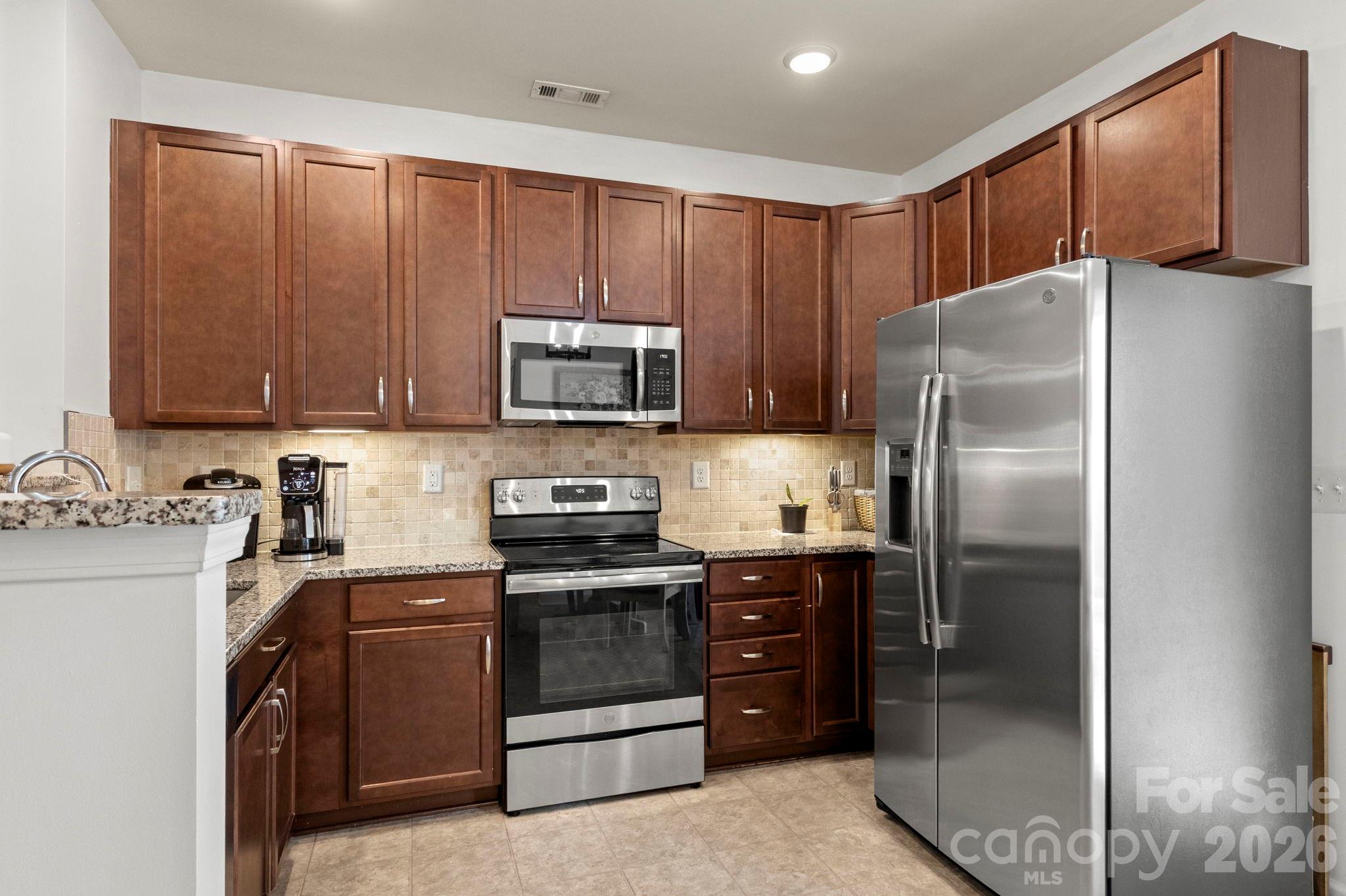 Photo 9 of 12221 Whiteside Drive, Charlotte, NC