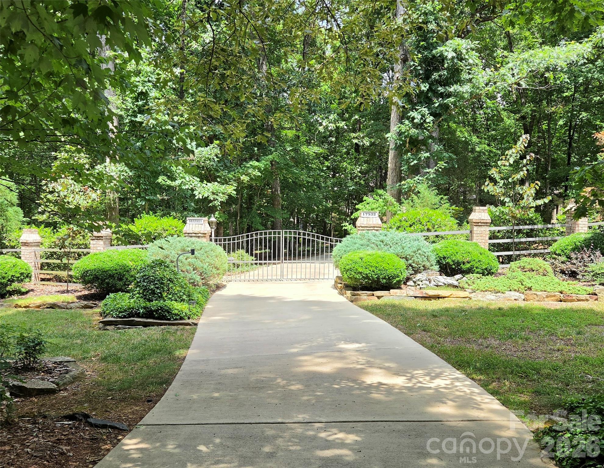 Home for sale at 17532 Efird Road, Albemarle, NC — photo 2 of 48