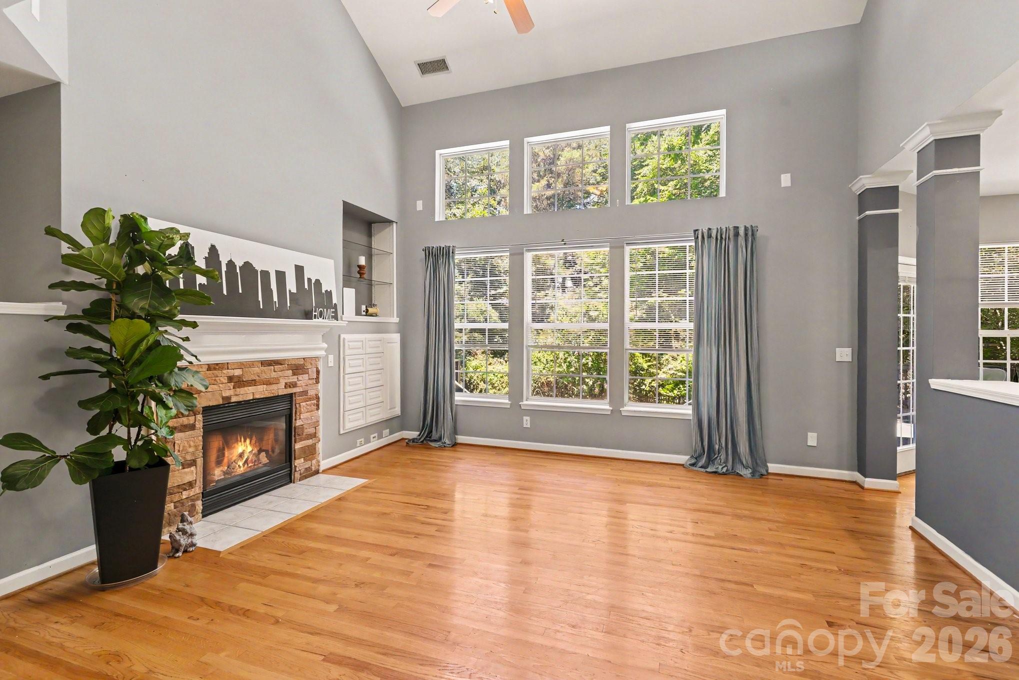 Photo 4 of 5604 Edgeweir Court, Charlotte, NC