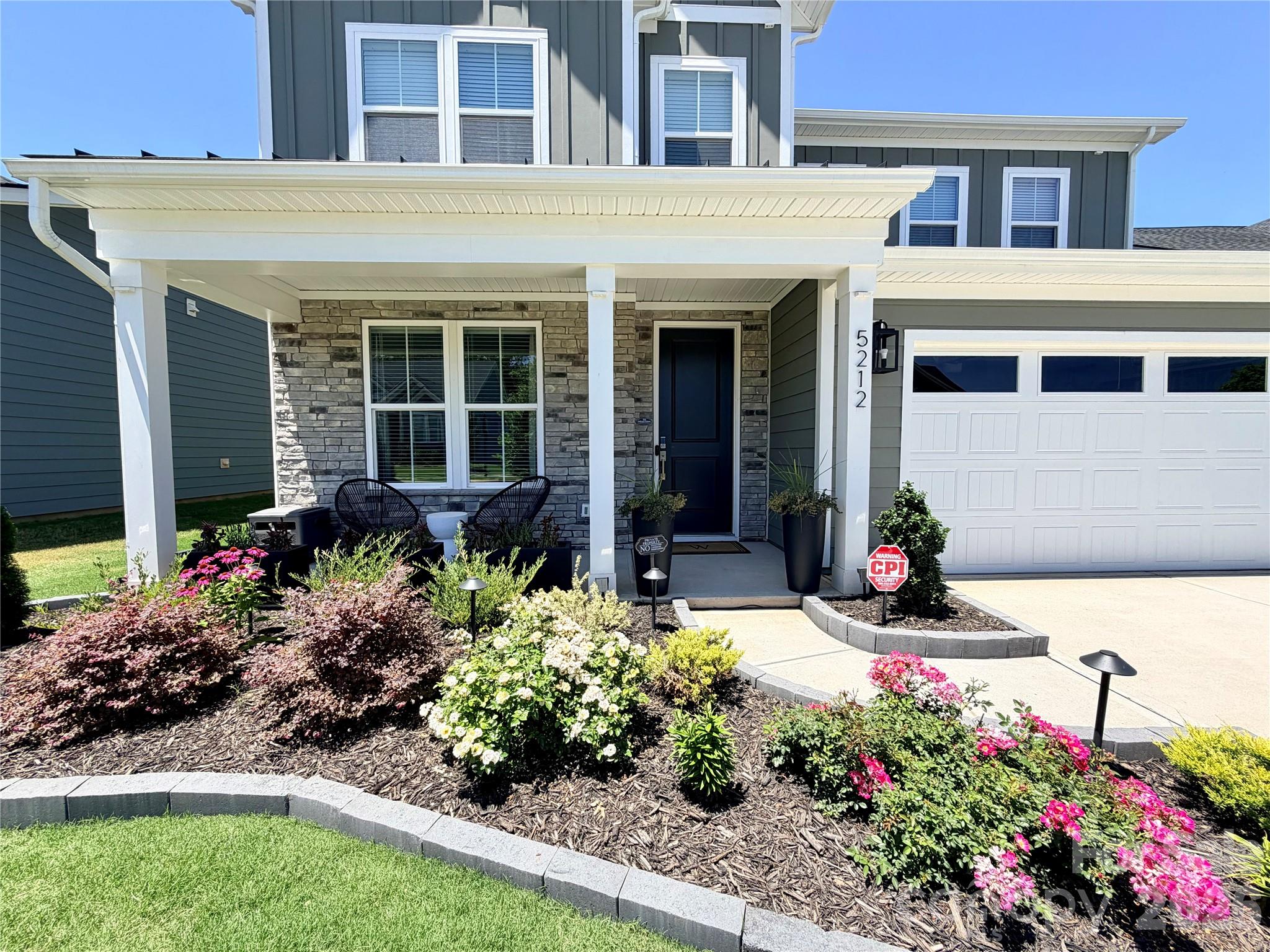 Photo 5 of 5212 Glenwalk Drive, Charlotte, NC