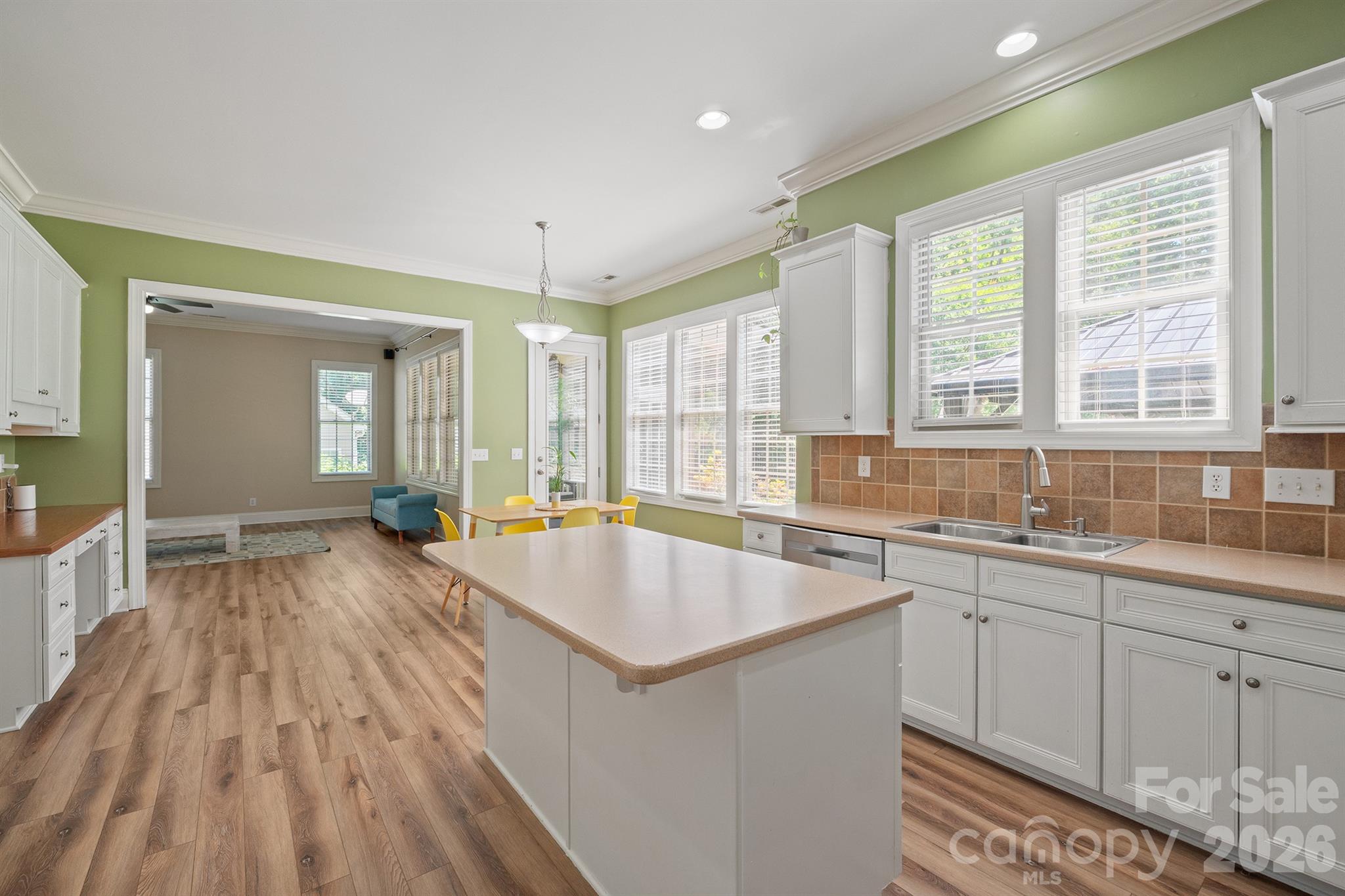 4109 Exbury Gardens Drive, Waxhaw, NC - photo 10 of 47