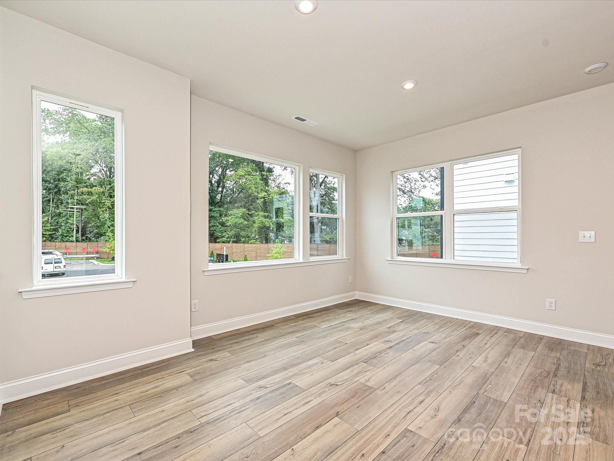 Photo 7 of 8034 Cedarsmith Court, Charlotte, NC