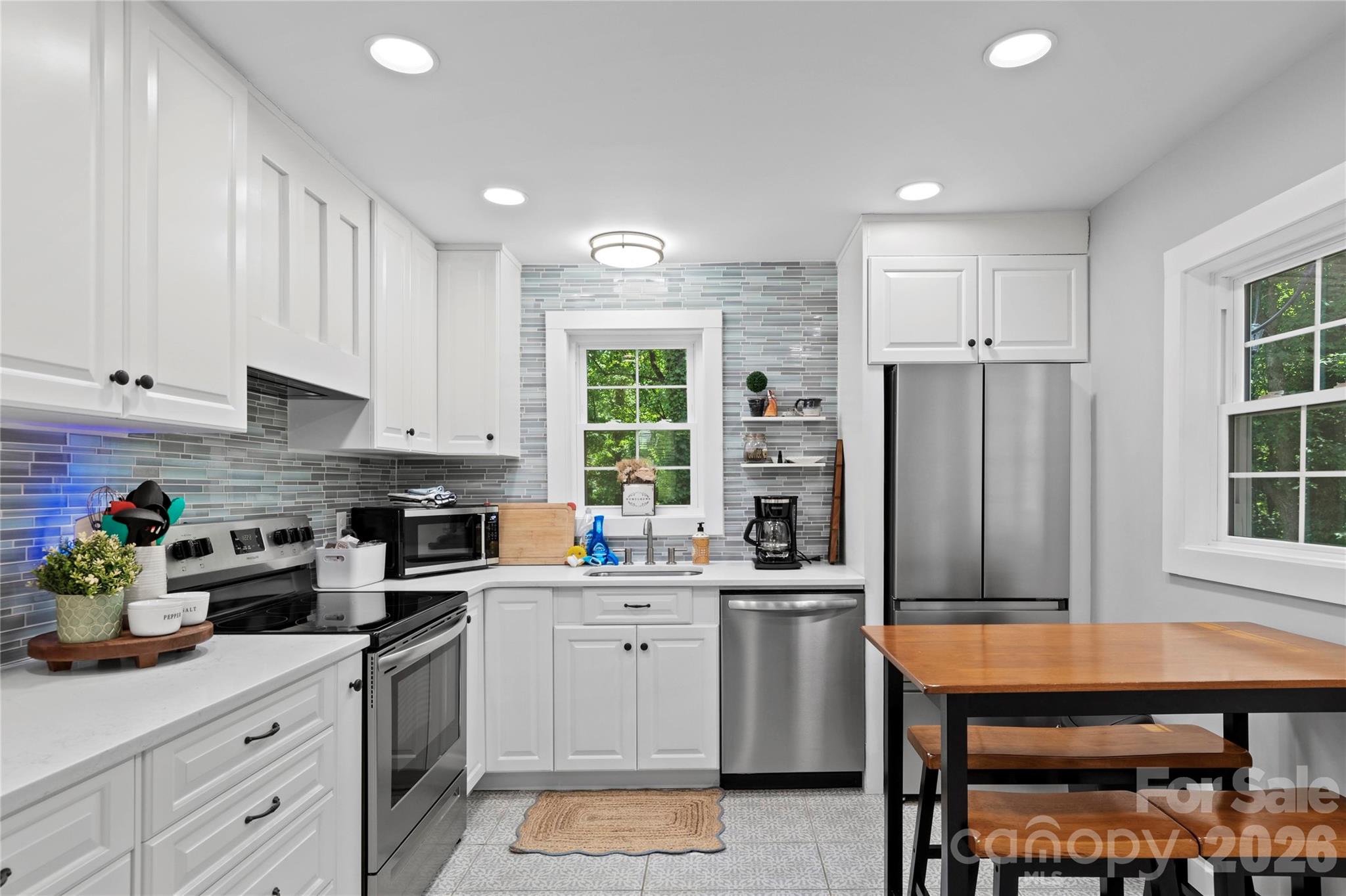 706 Elk Spur Street, Elkin, NC - photo 14 of 34