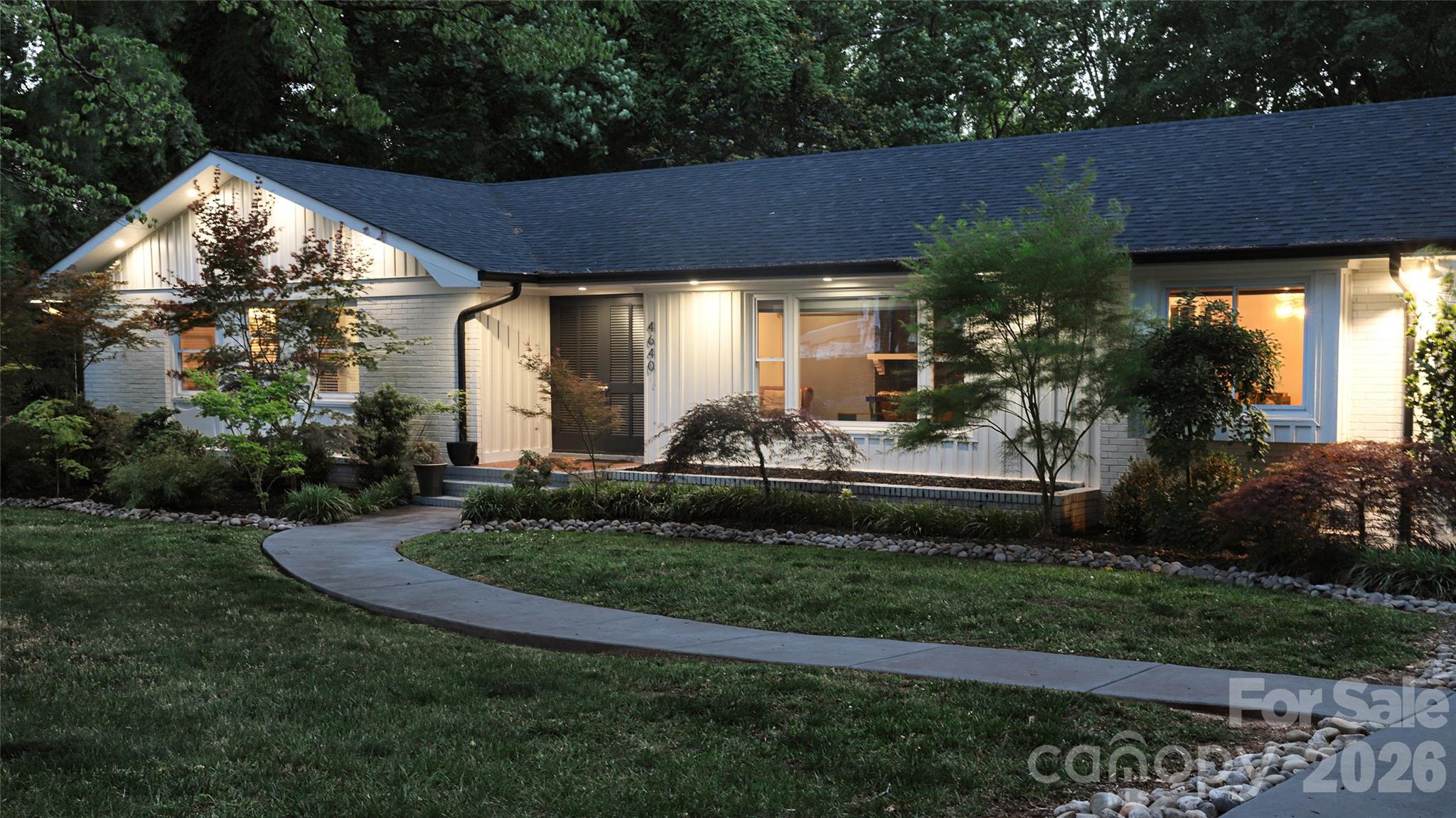 Home for sale at 4640 Town And Country Drive, Charlotte, NC — photo 1 of 42