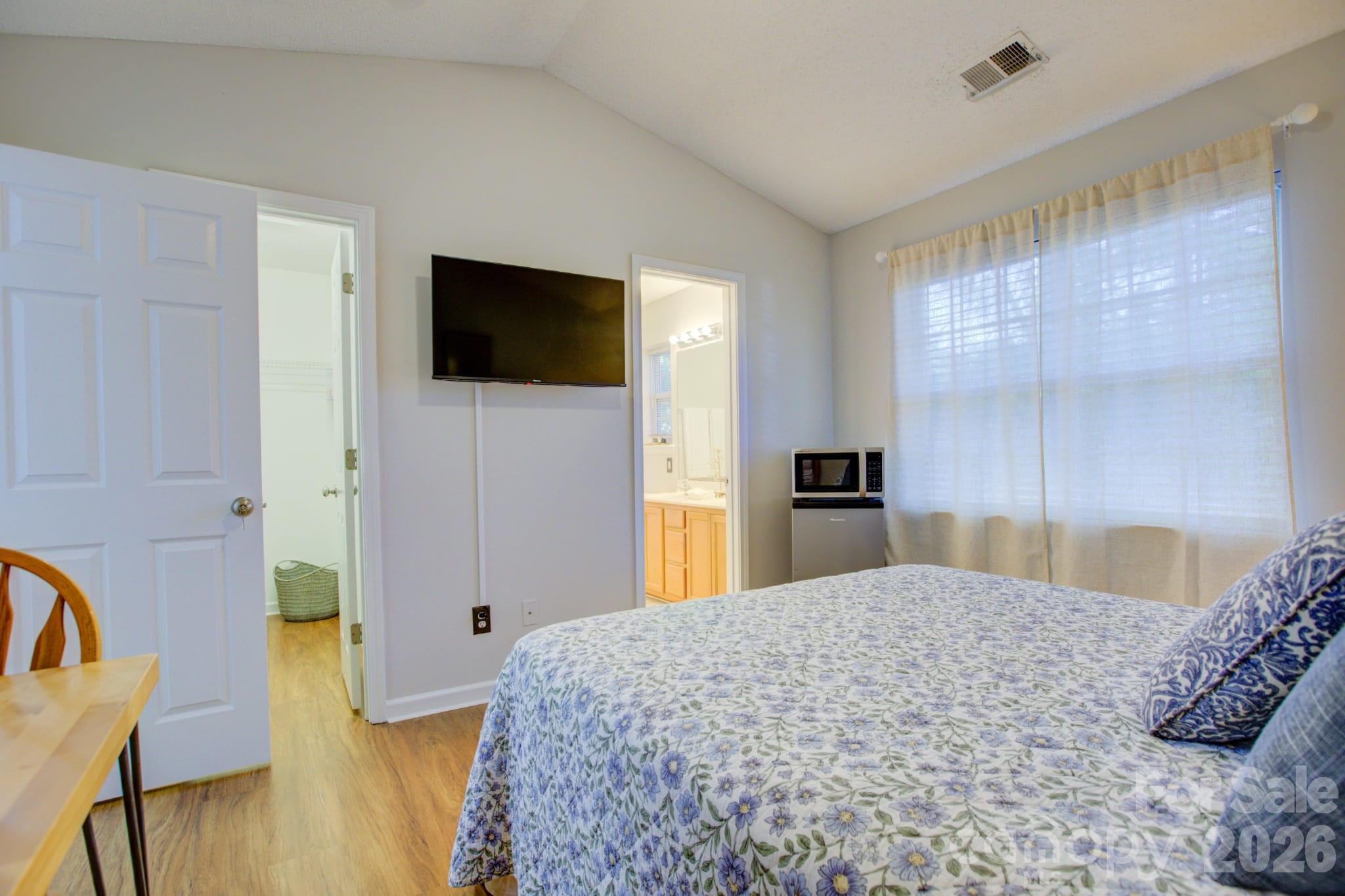 Photo 19 of 12211 Hood Bend Court, Charlotte, NC