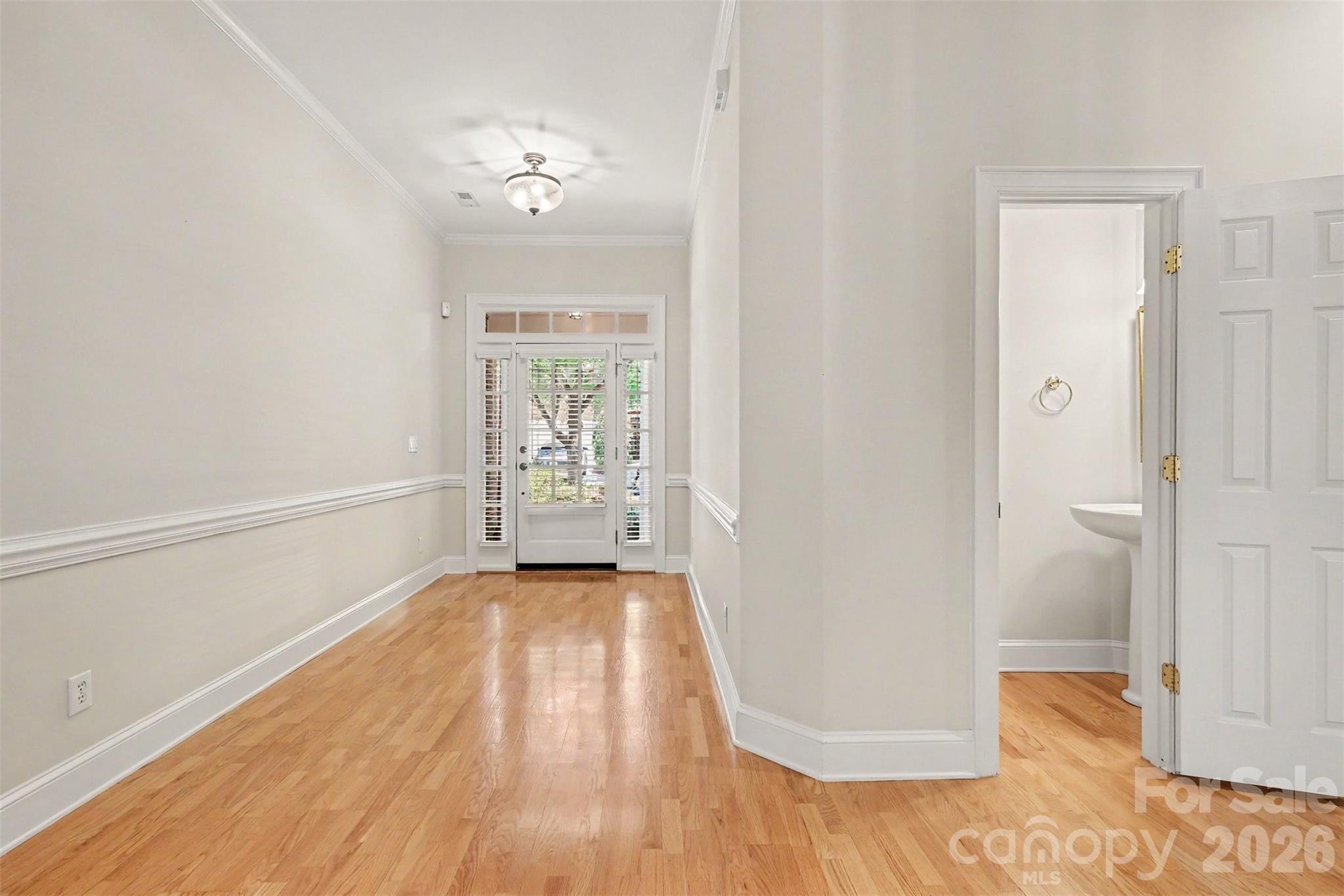 Photo 7 of 3111 Ethereal Lane, Charlotte, NC