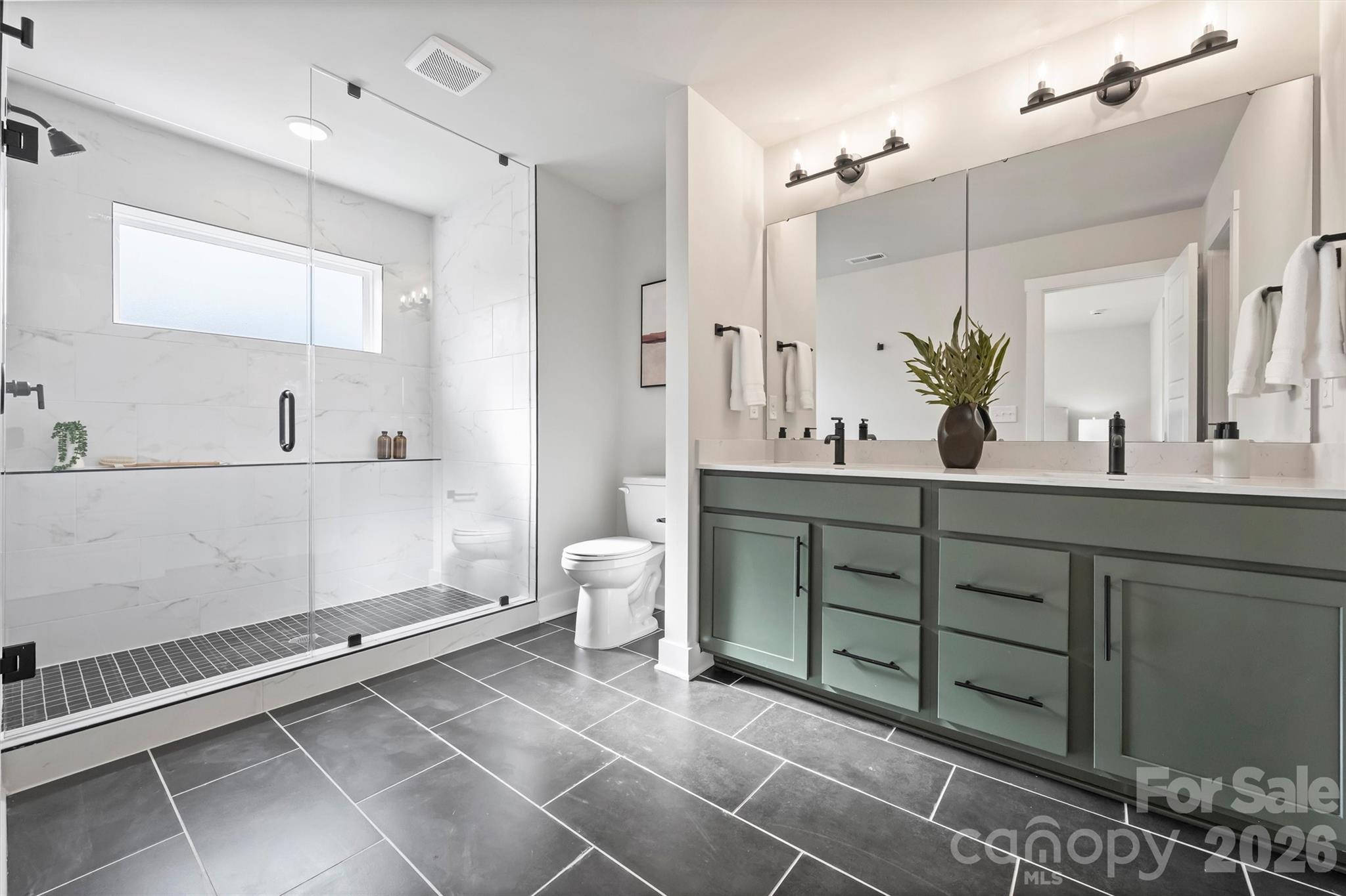 Photo 11 of 8006 Sansom Circle, Charlotte, NC