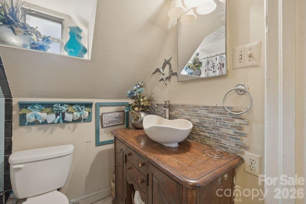 427 Davie Avenue, Statesville, NC - photo 15 of 20