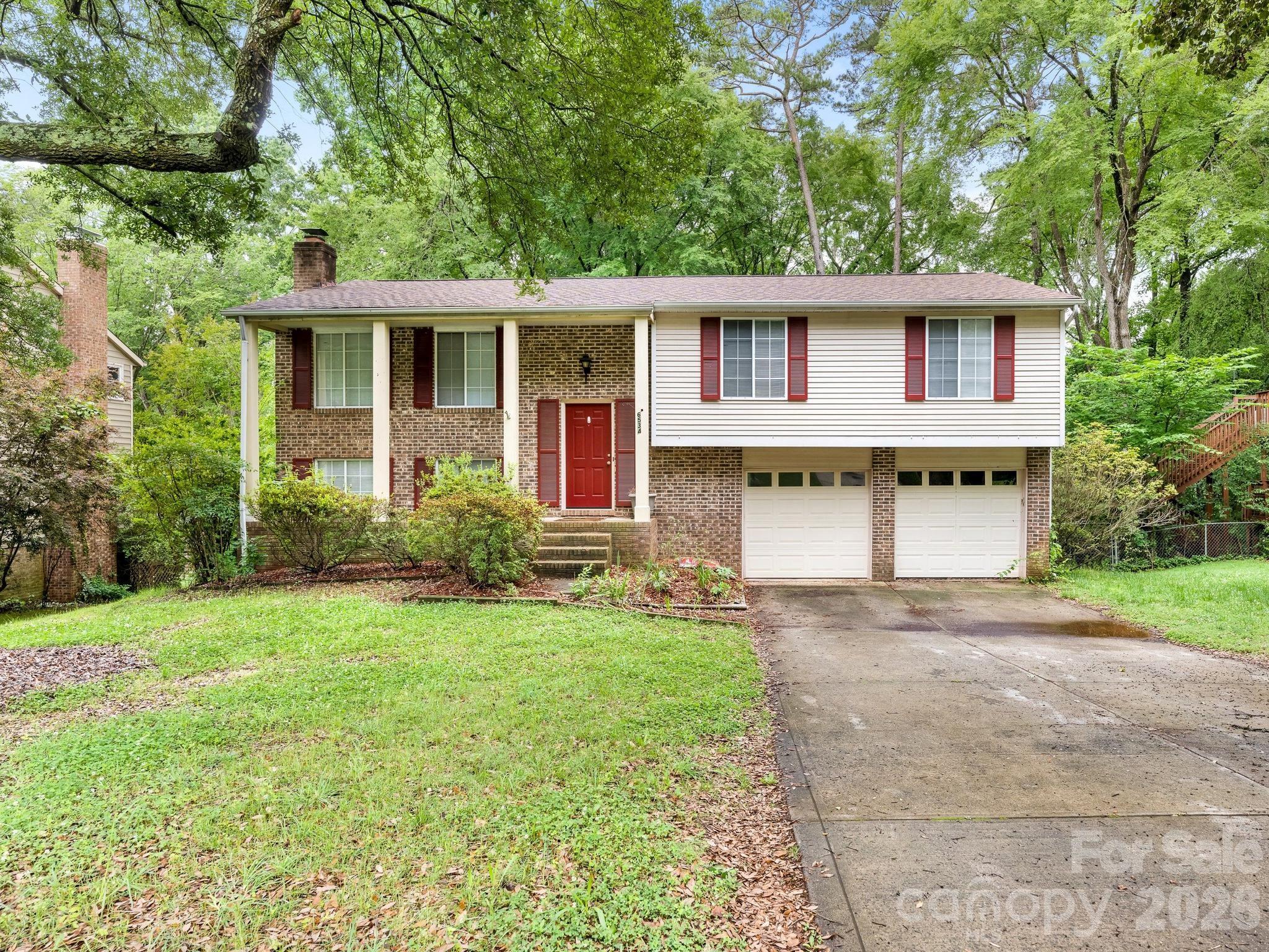6534 Rollingridge Drive, Charlotte, NC