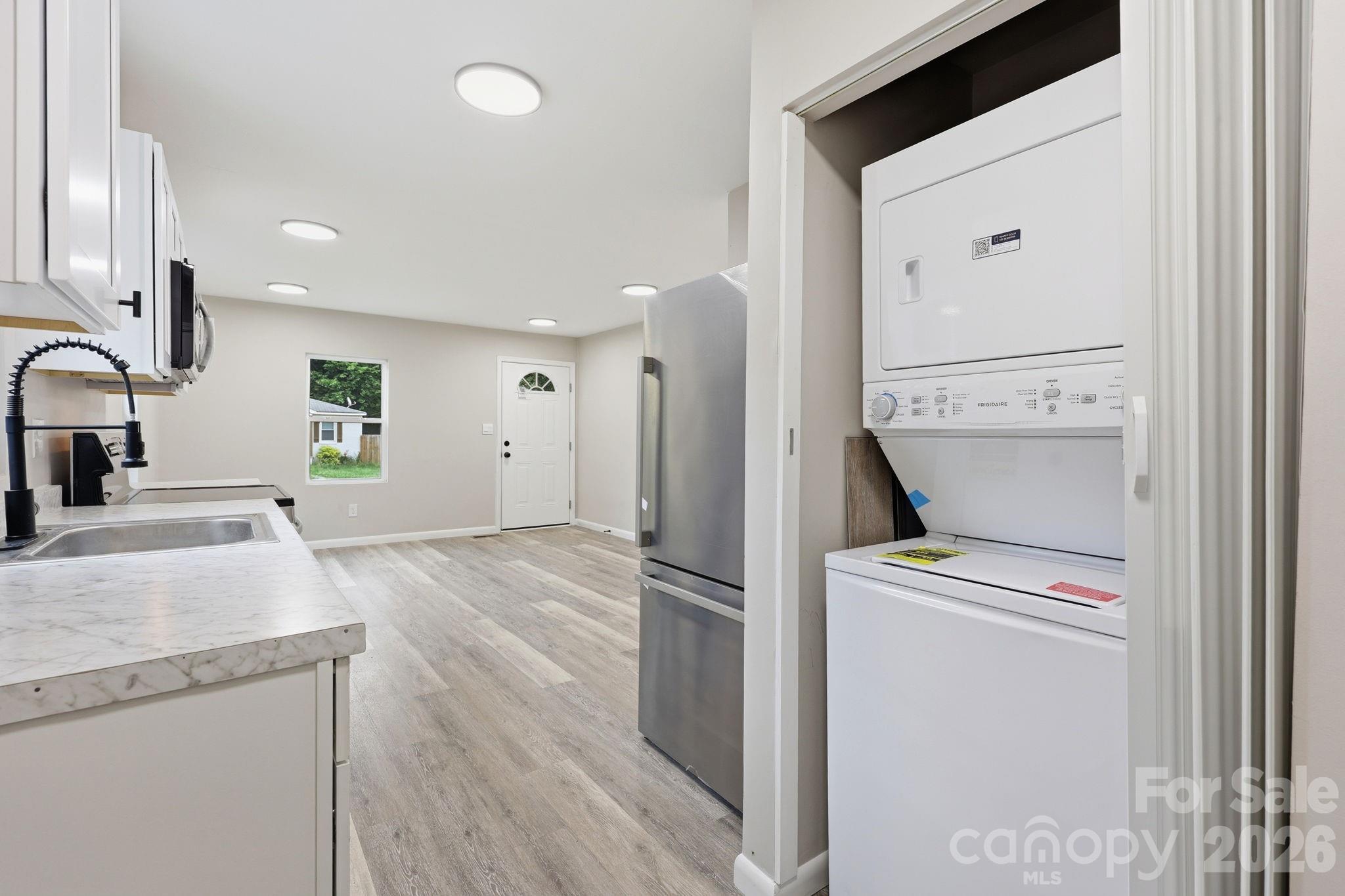 Photo 4 of 1829 Taylor Avenue, Charlotte, NC