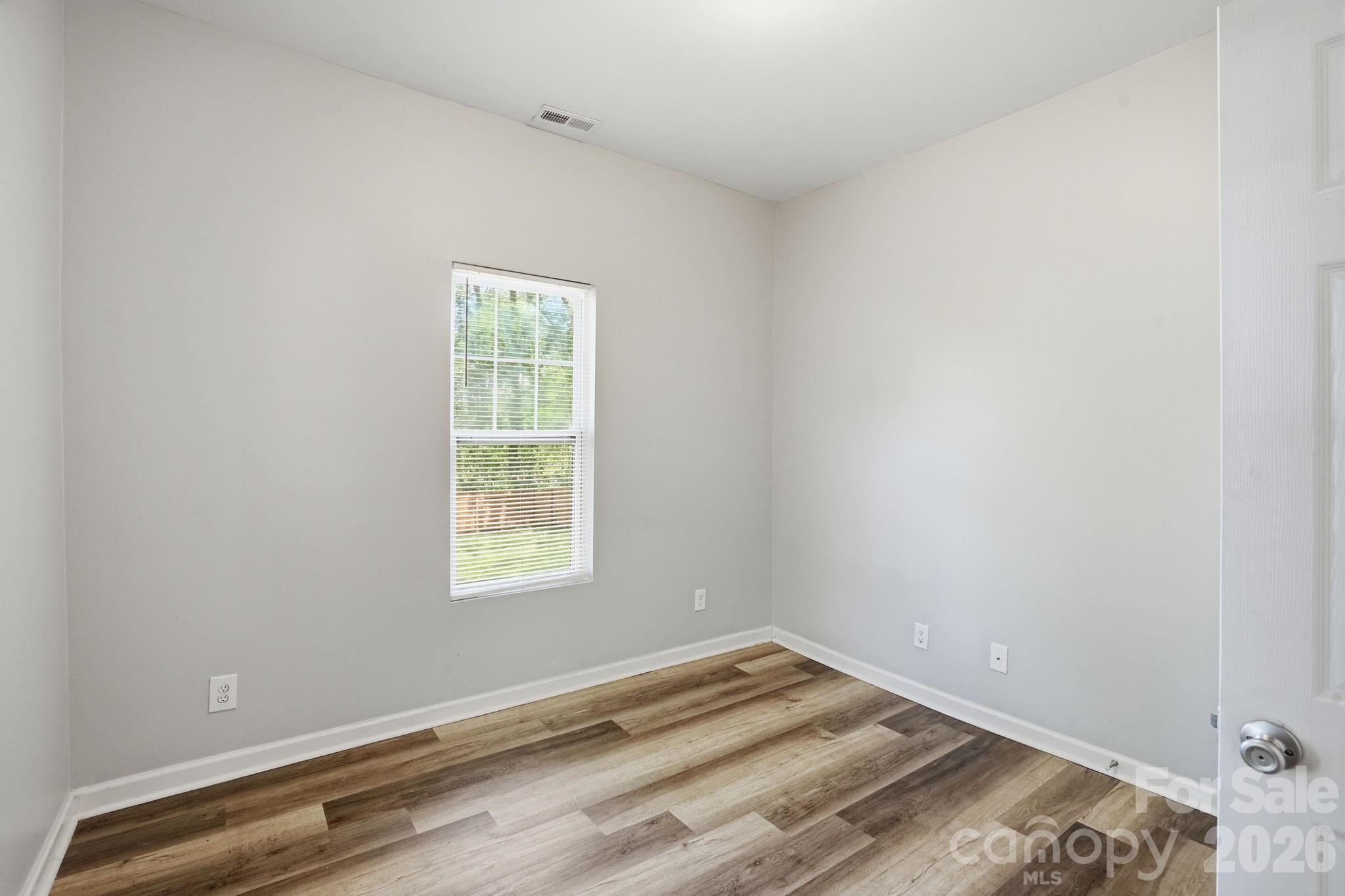 Photo 11 of 4514 Wildwood Avenue, Charlotte, NC