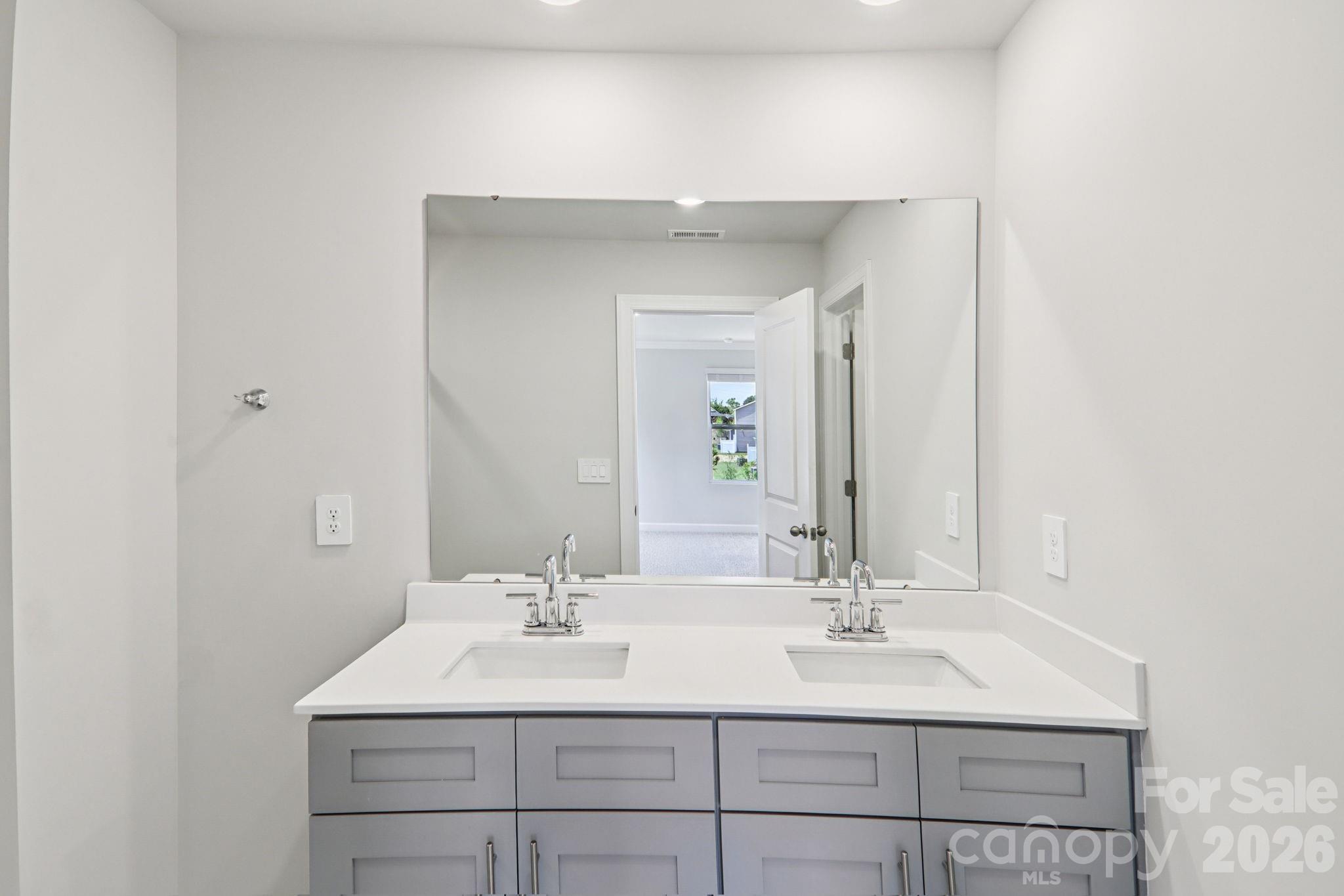 Photo 7 of 9029 Foggy Brook Loop, Charlotte, NC