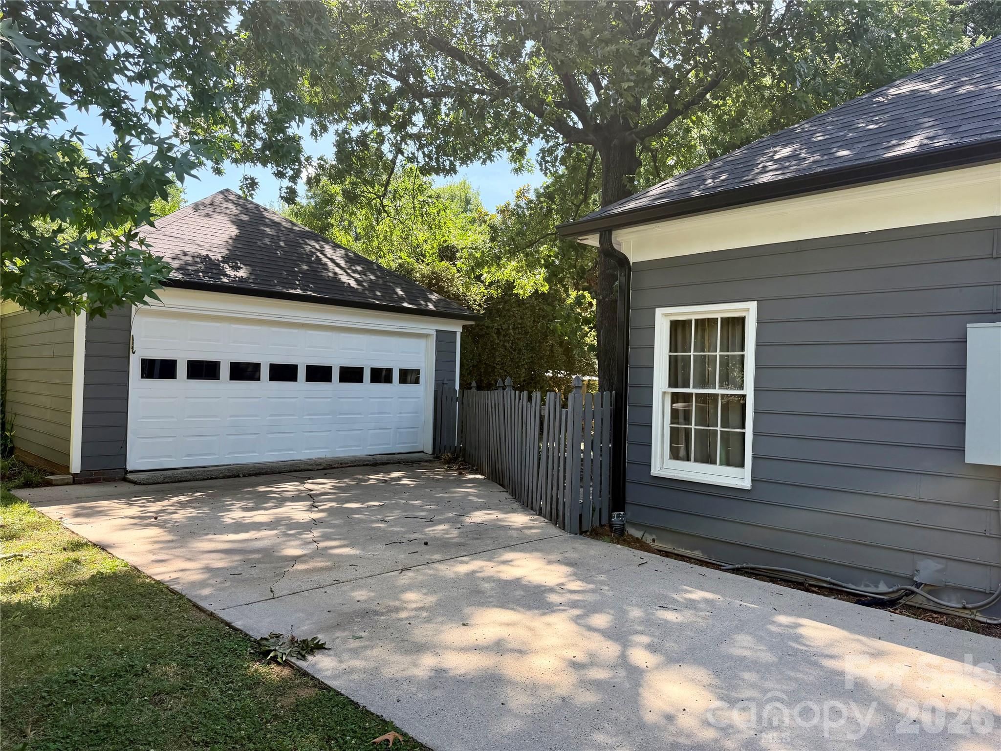 Photo 4 of 4015 Thistledown Court8, Charlotte, NC