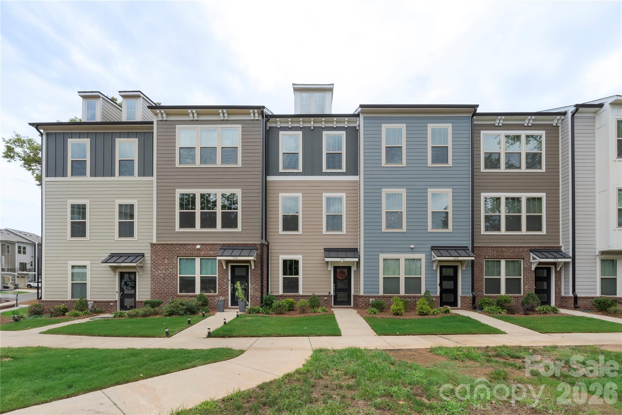Photo 5 of 318 Simeon Drive, Charlotte, NC