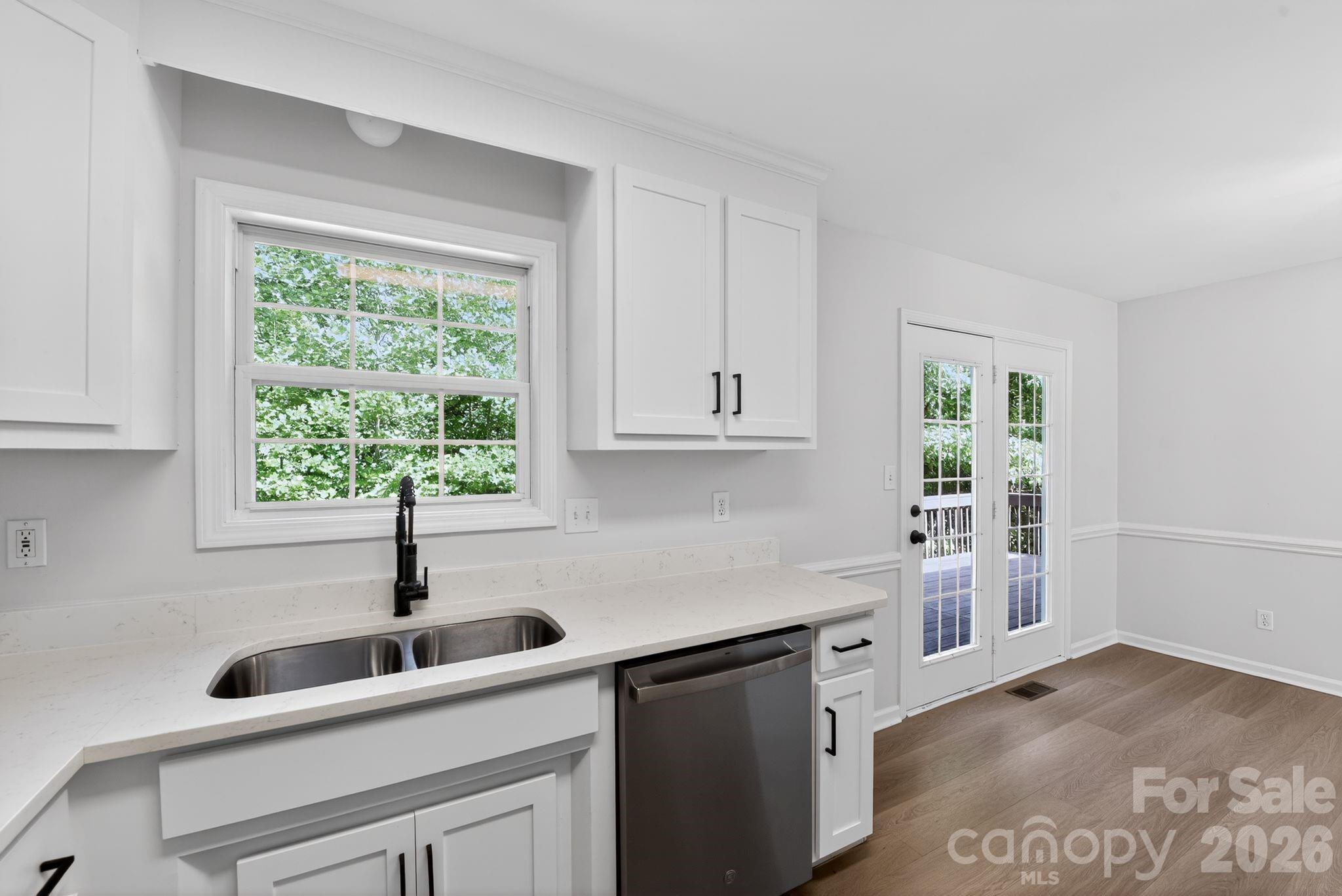Photo 4 of 209 Red Oak Court, Gastonia, NC