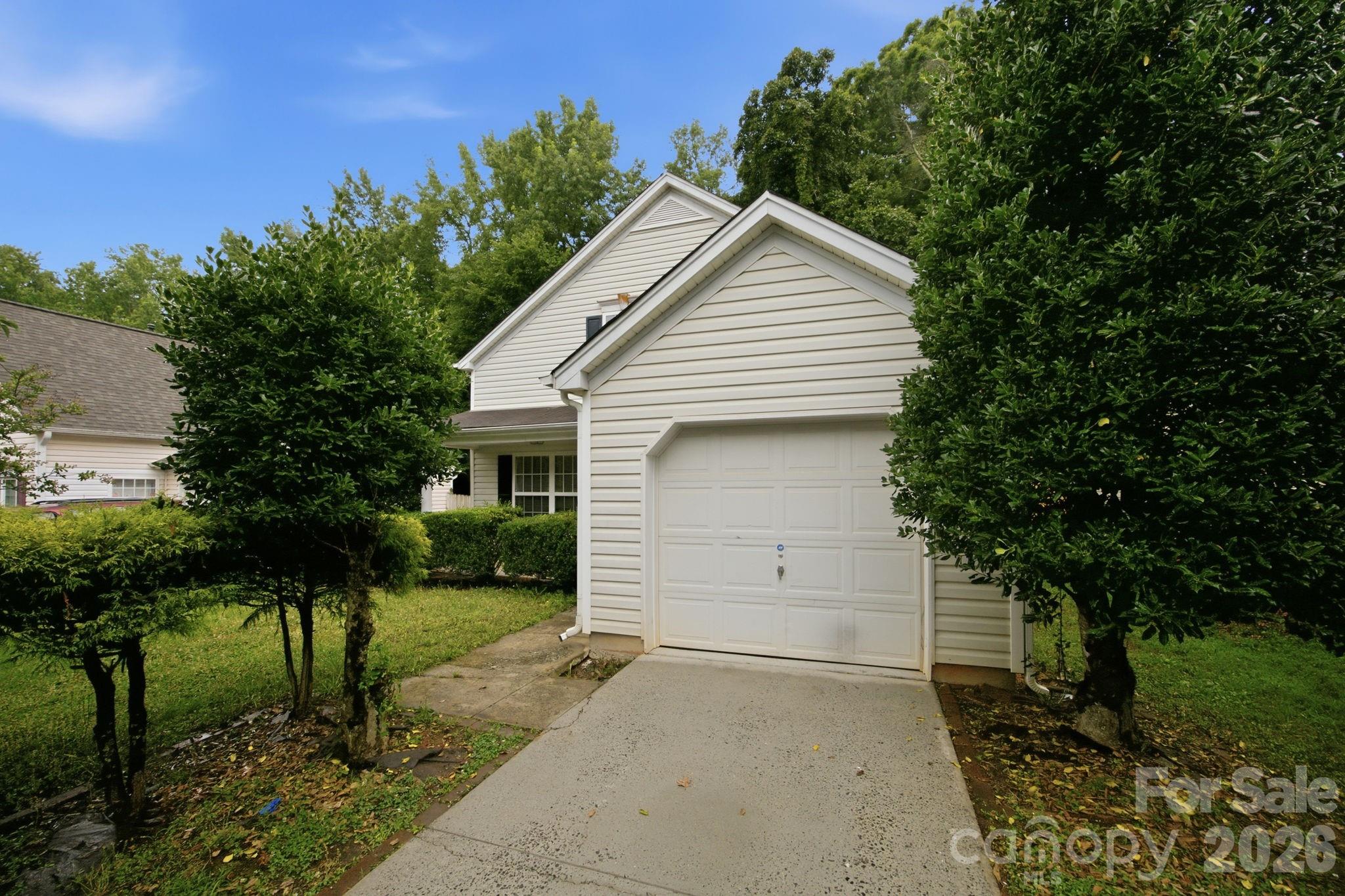 Photo 32 of 129 Winding Canyon Drive, Charlotte, NC