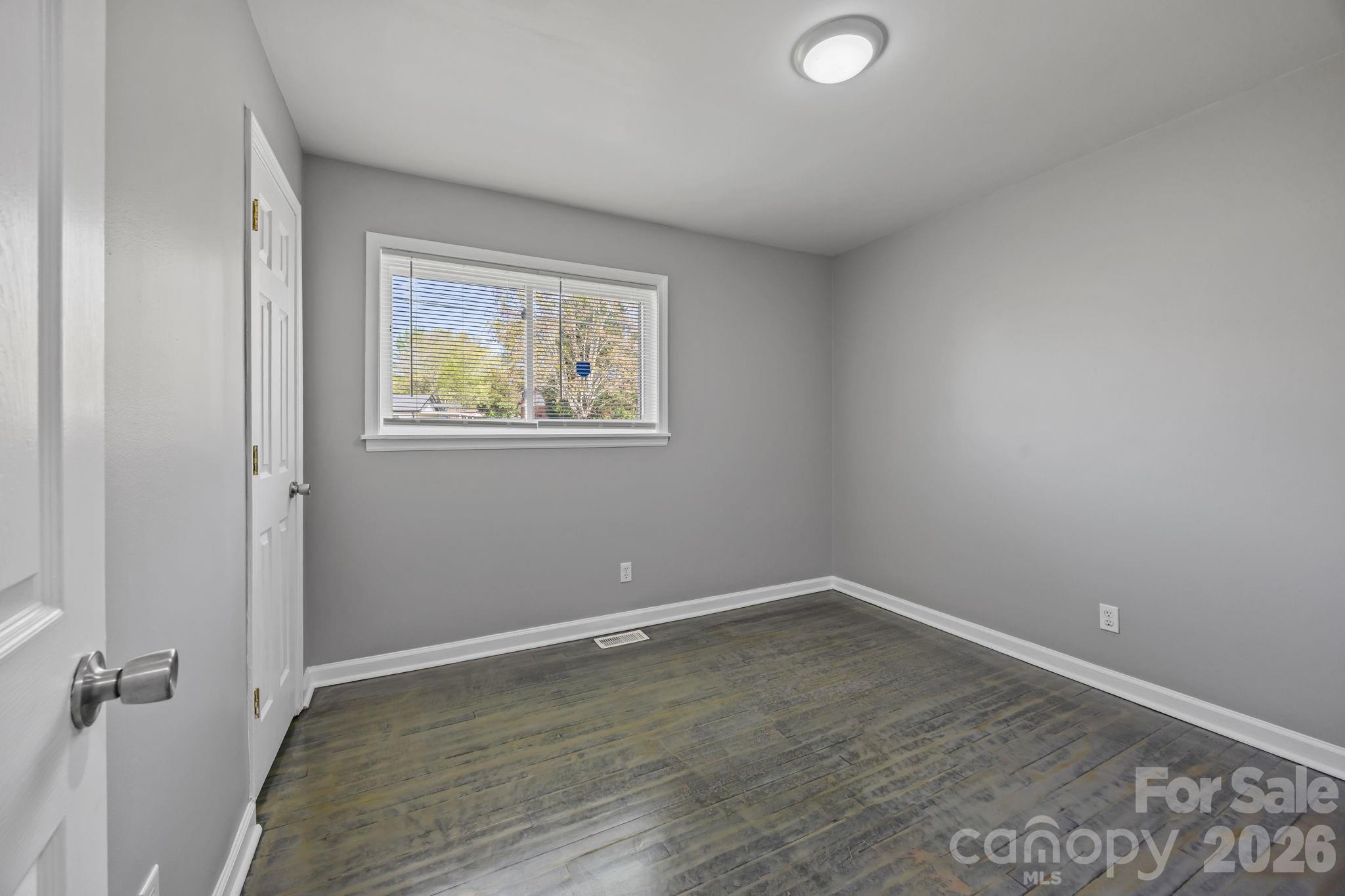 Photo 11 of 9300 Edgevale Drive, Charlotte, NC