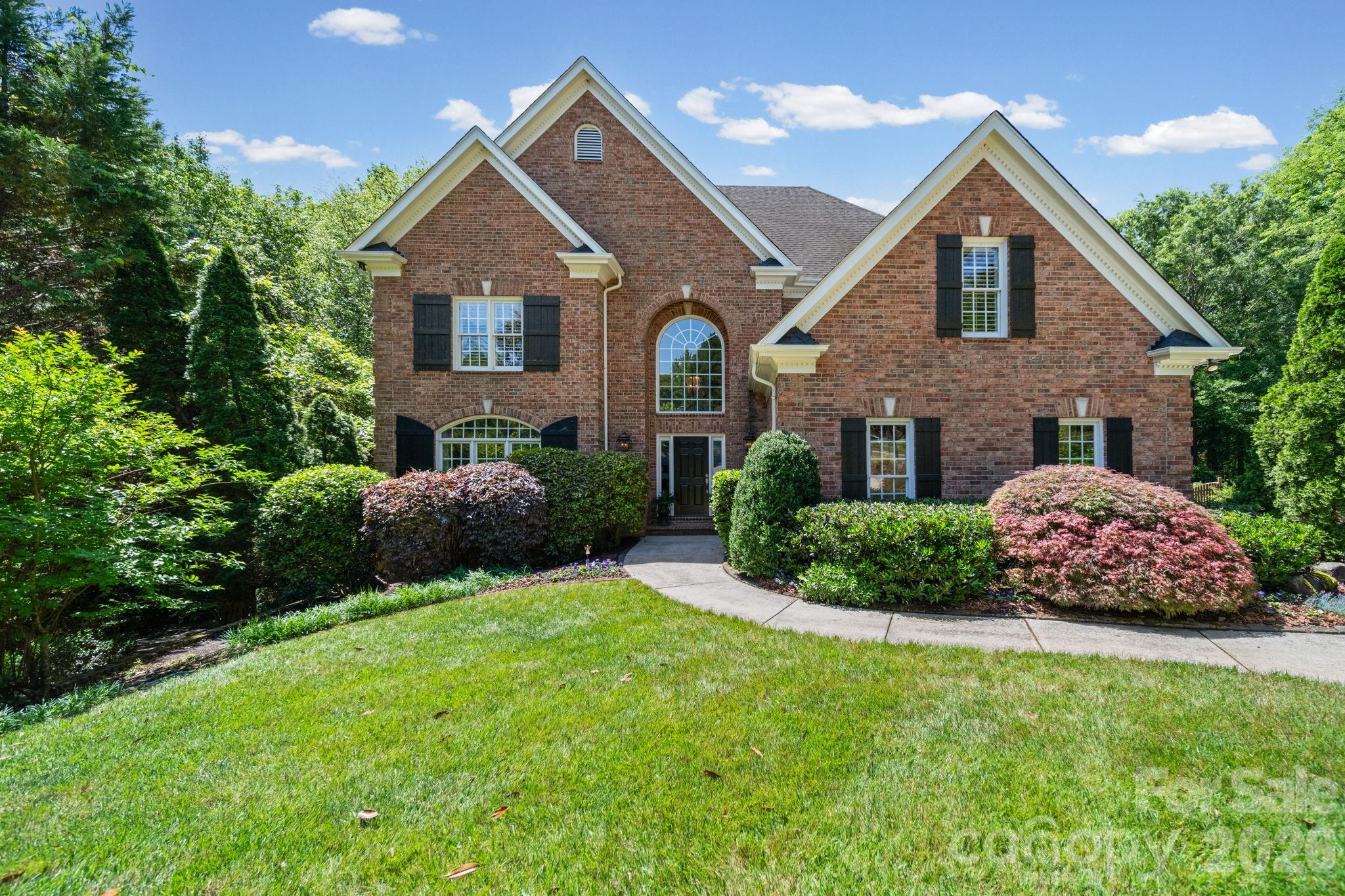 Home for sale at 6746 Wynfaire Lane, Charlotte, NC — photo 1 of 48