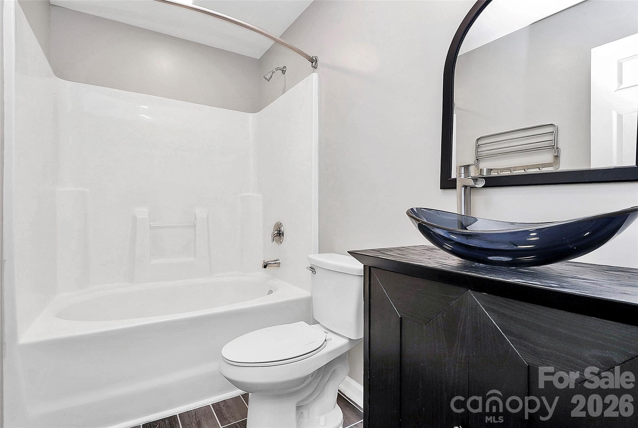 Photo 37 of 15705 Lakepoint Forest Drive, Charlotte, NC