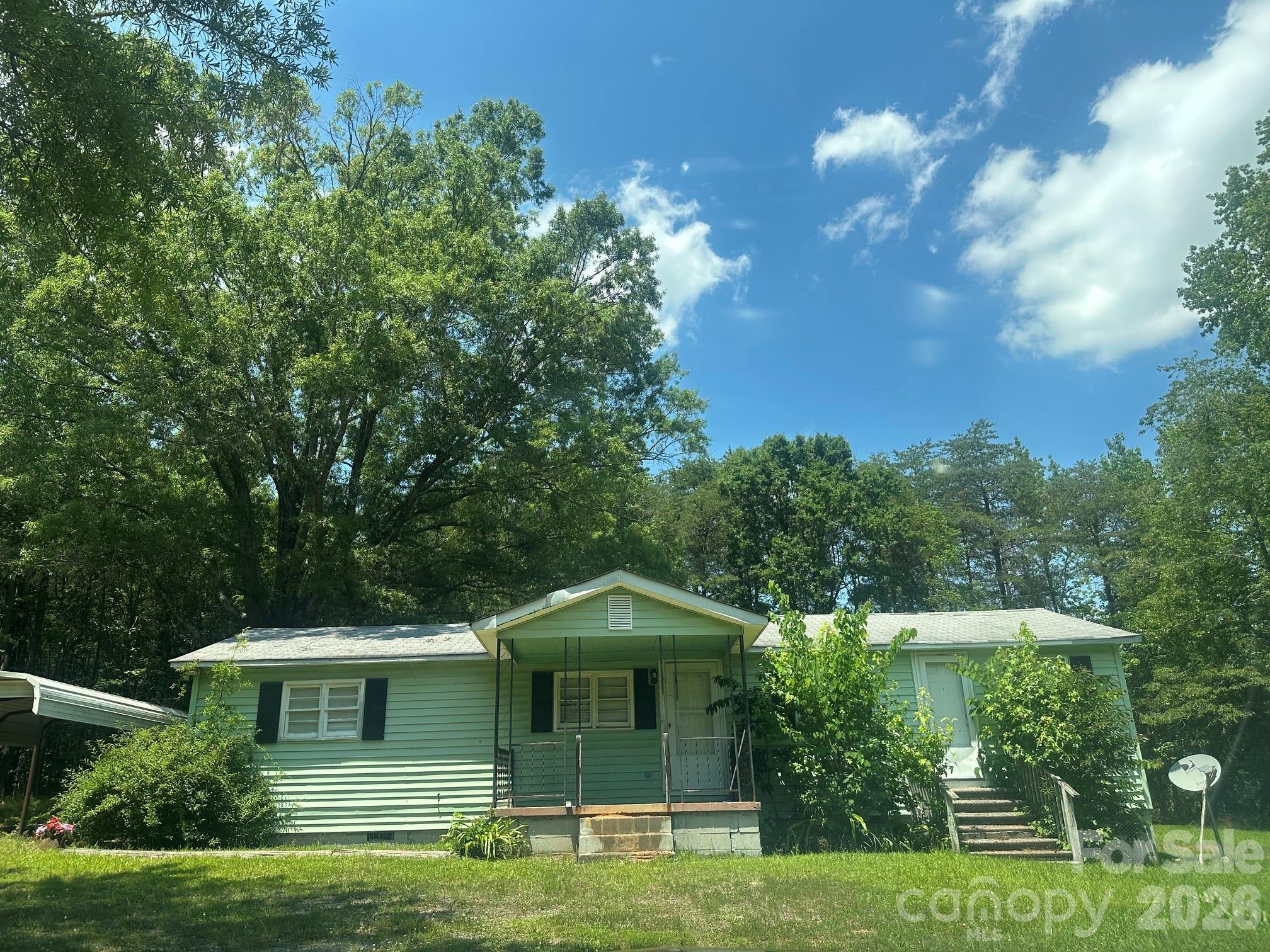 488 Waddell Lane, Clover, SC