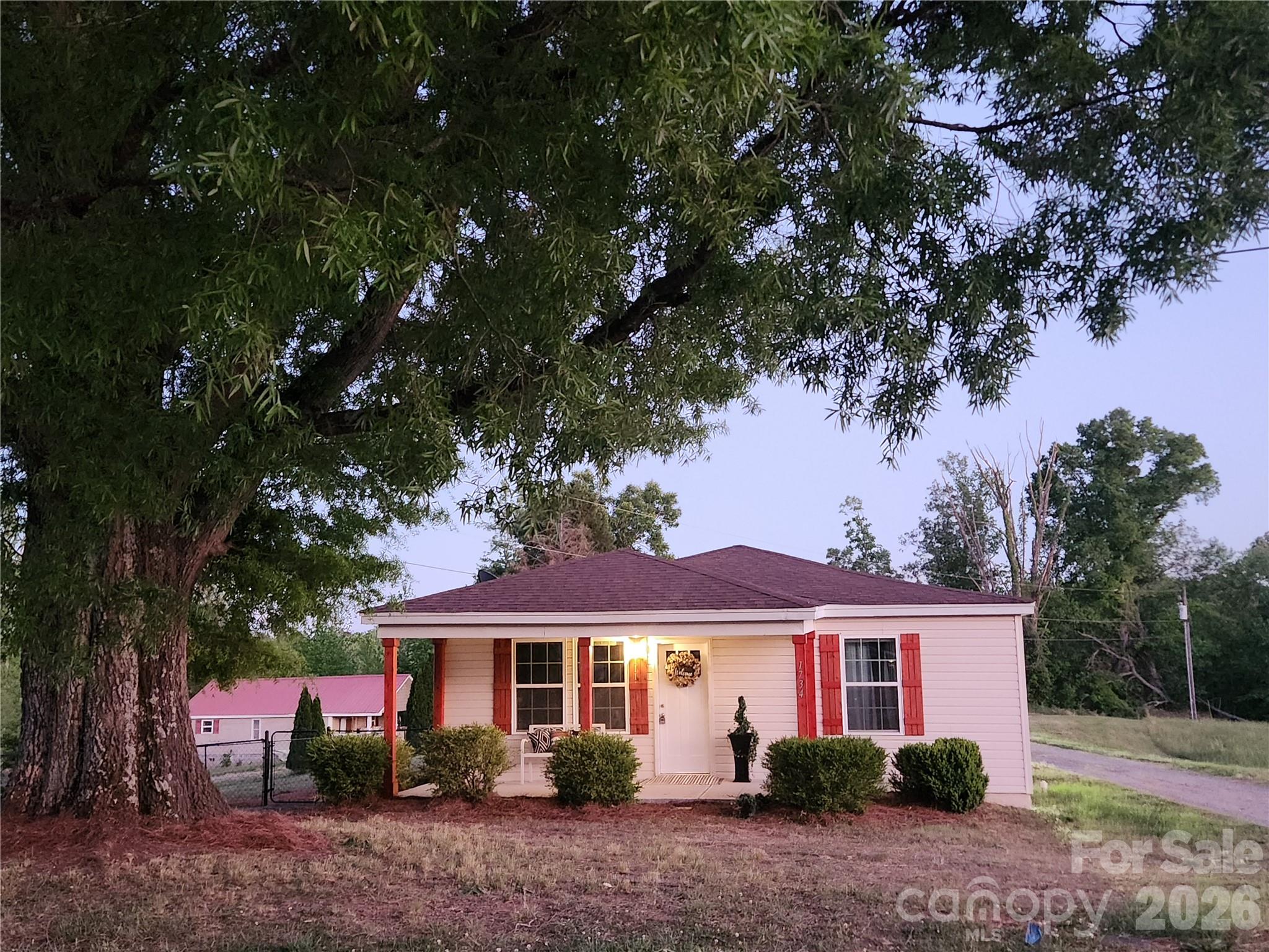 Photo 2 of 1734 Sneed Drive, Shelby, NC