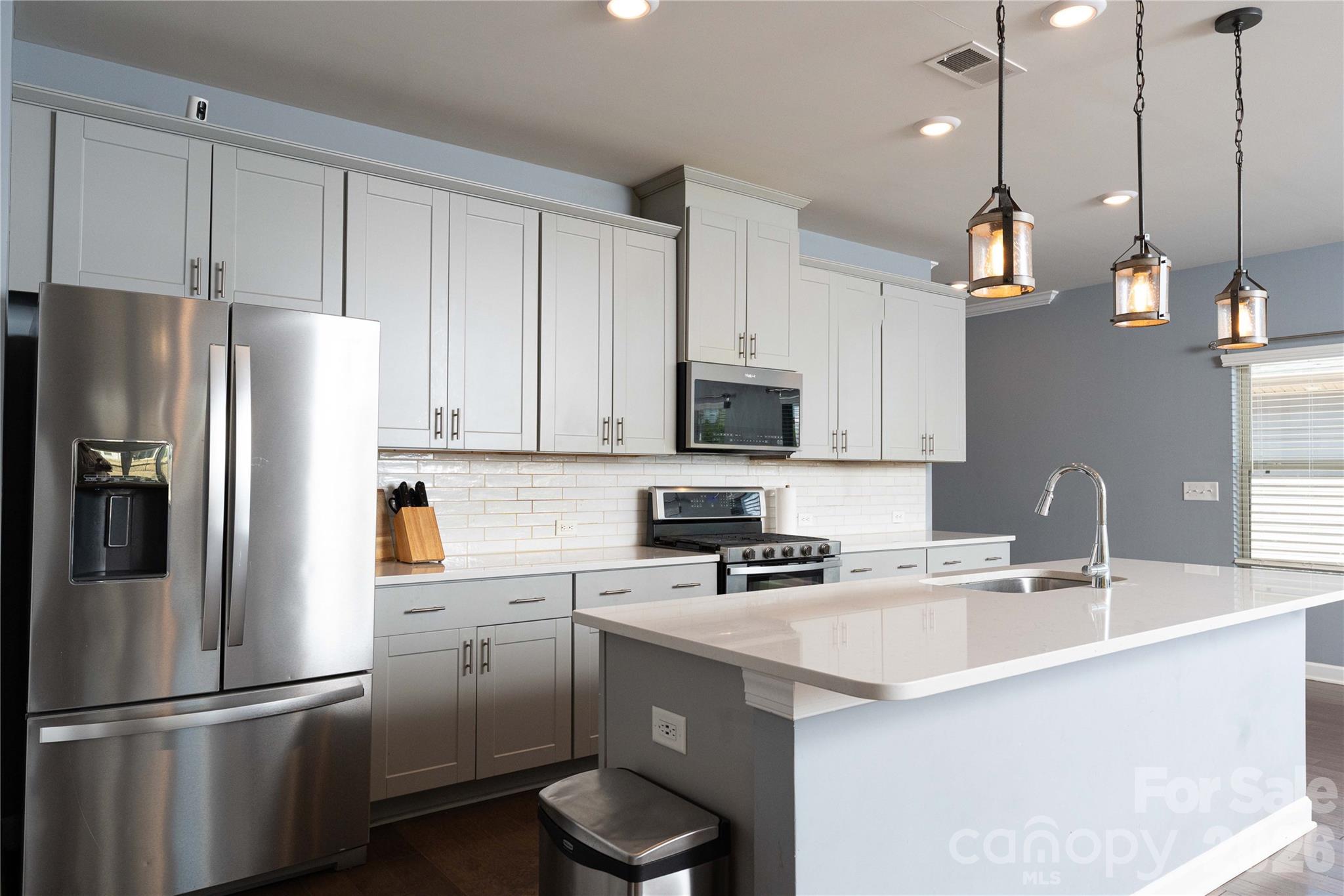 Photo 7 of 4107 Honey Locust Drive, Charlotte, NC