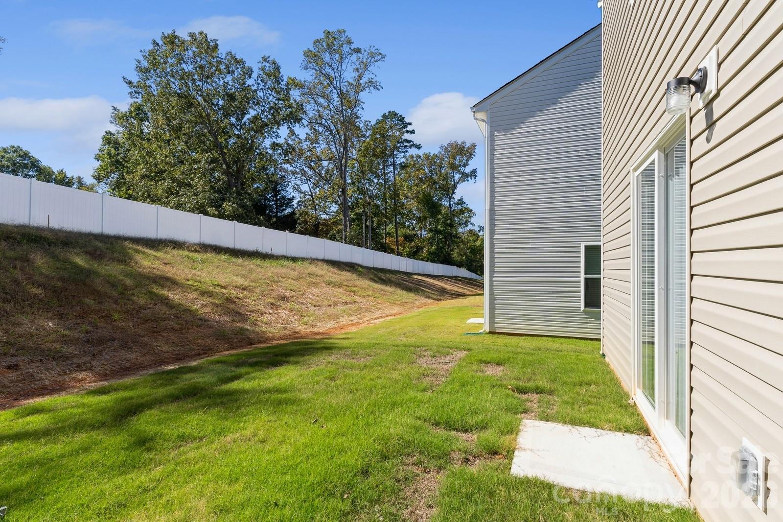 Photo 5 of 6248 Lowe Lane, Charlotte, NC