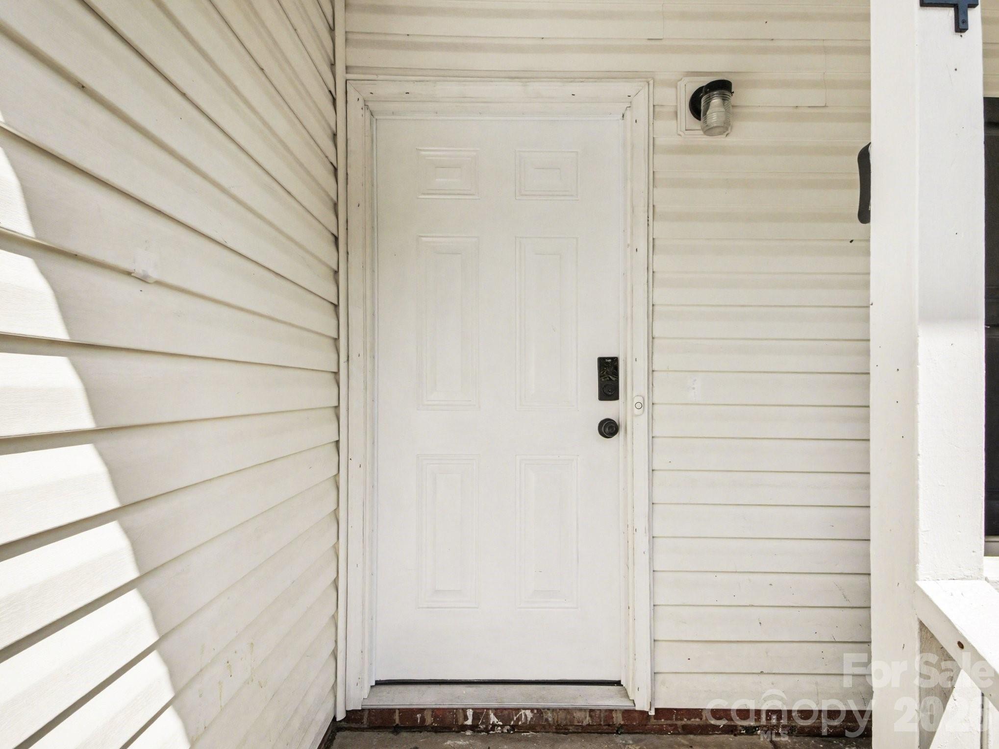 Photo 4 of 3744 Capps Hill Drive, Charlotte, NC