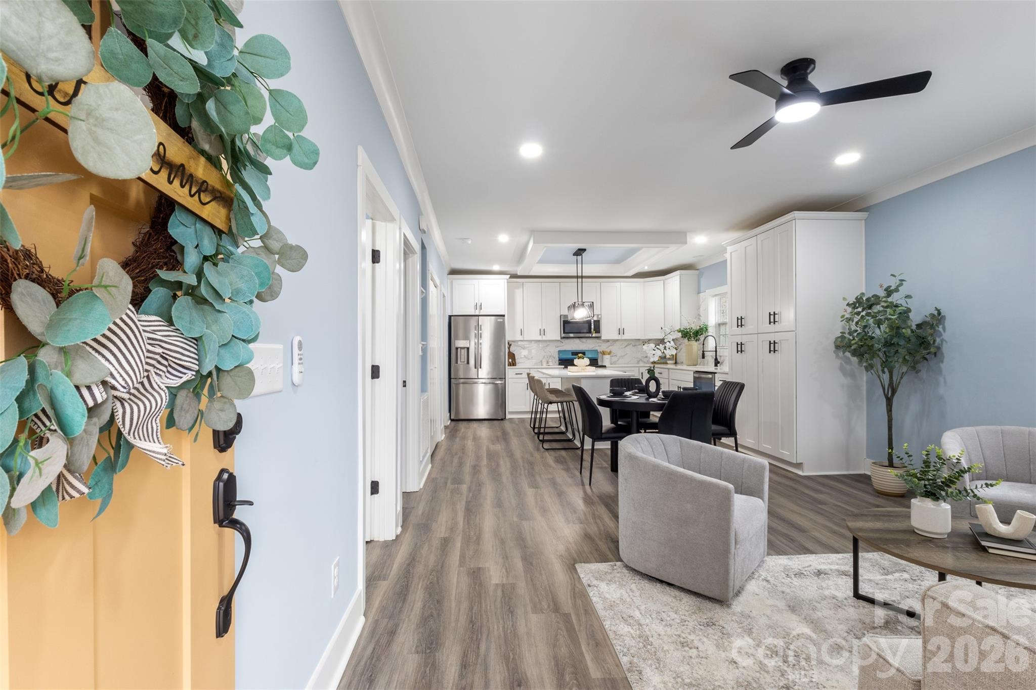 305 E Henry Street, Belmont, NC - photo 4 of 28