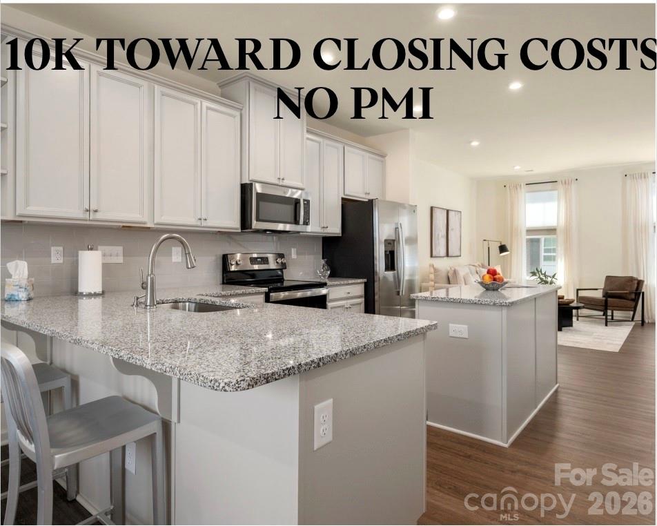 Home for sale at 6304 Cleburne Court, Charlotte, NC — photo 1 of 19
