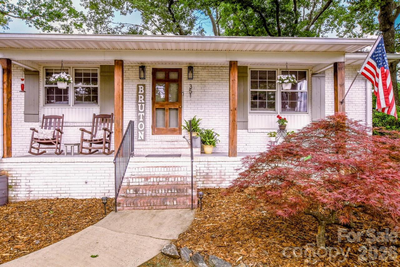 Photo 2 of 351 Eastwood Drive, Lincolnton, NC