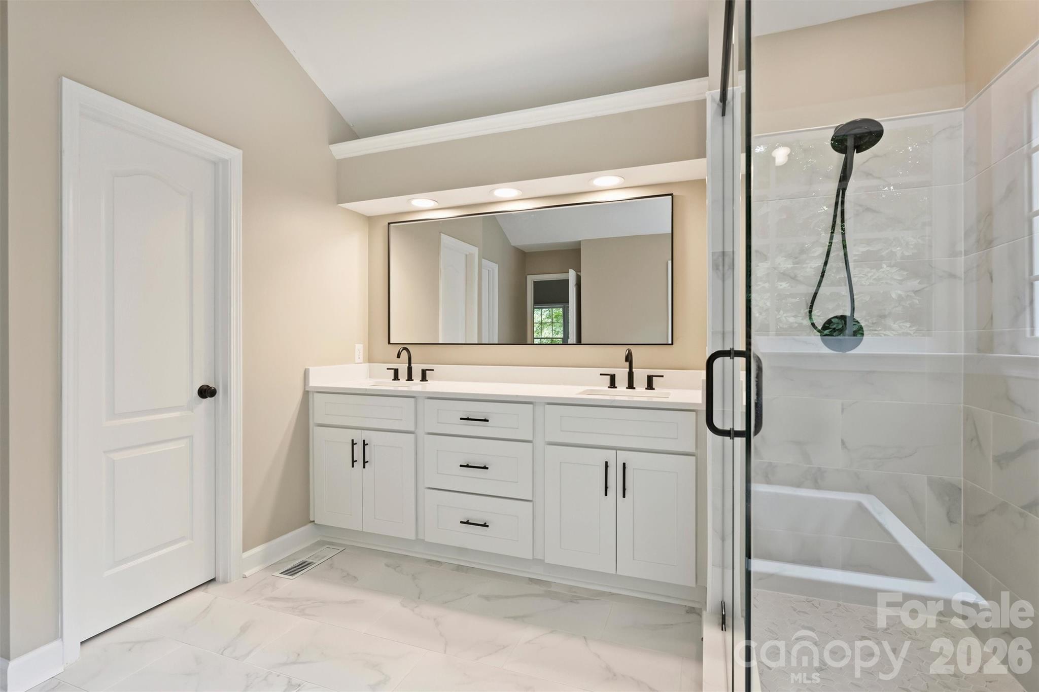 Photo 33 of 5317 Fairvista Drive, Charlotte, NC