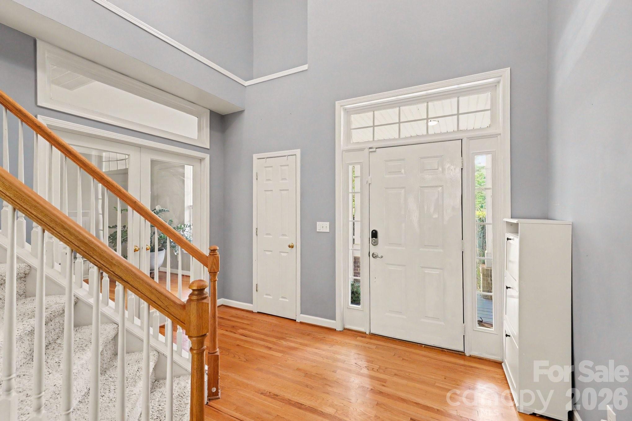 Photo 3 of 5604 Edgeweir Court, Charlotte, NC