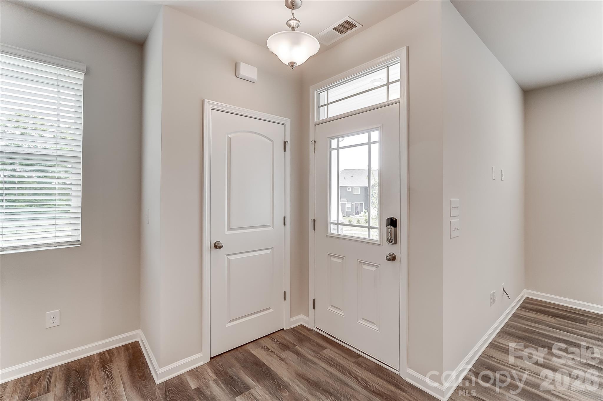 Photo 4 of 3812 Cheyney Park Drive, Charlotte, NC