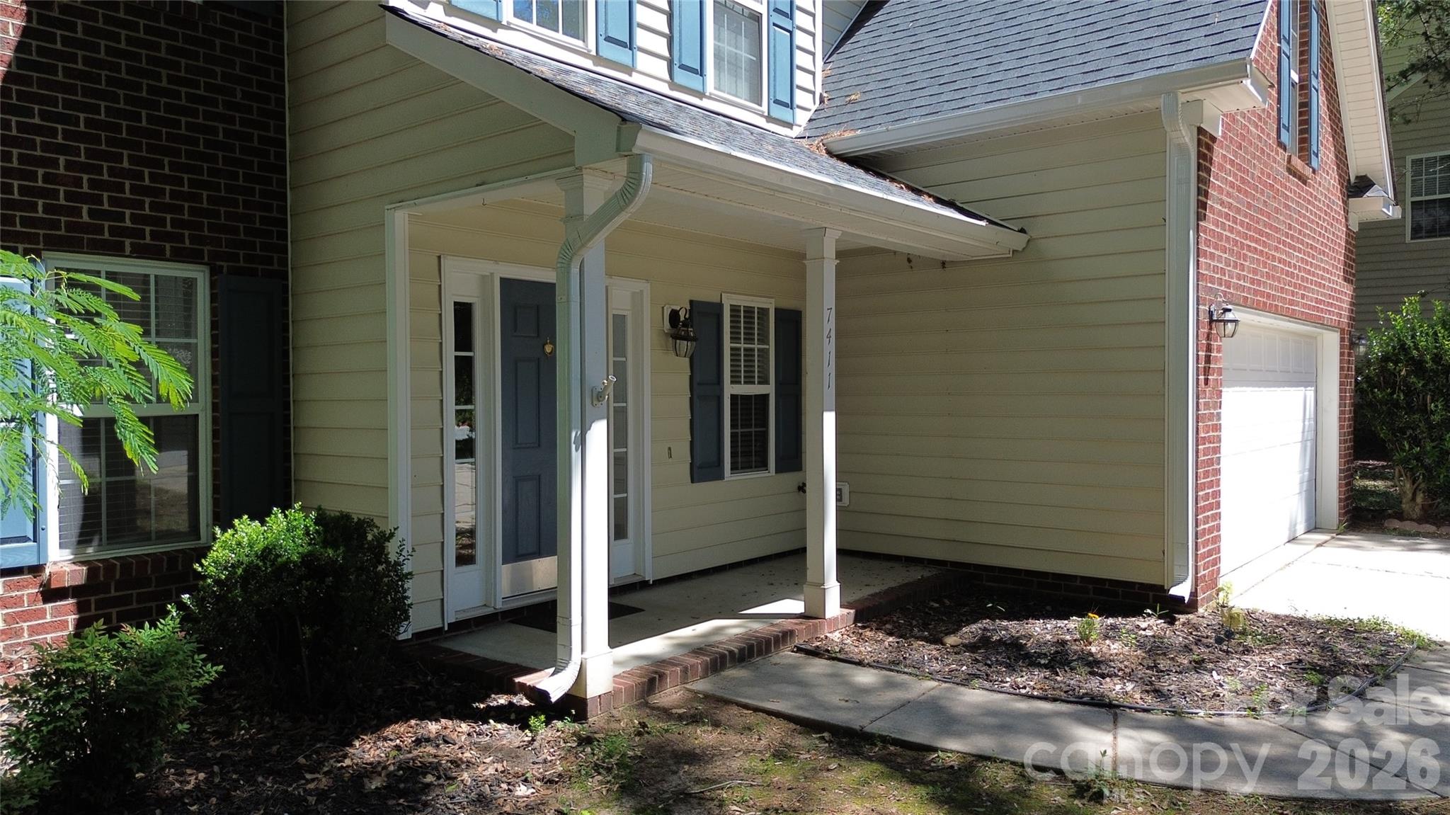 7411 Gate Key Court, Stanley, NC - photo 3 of 34
