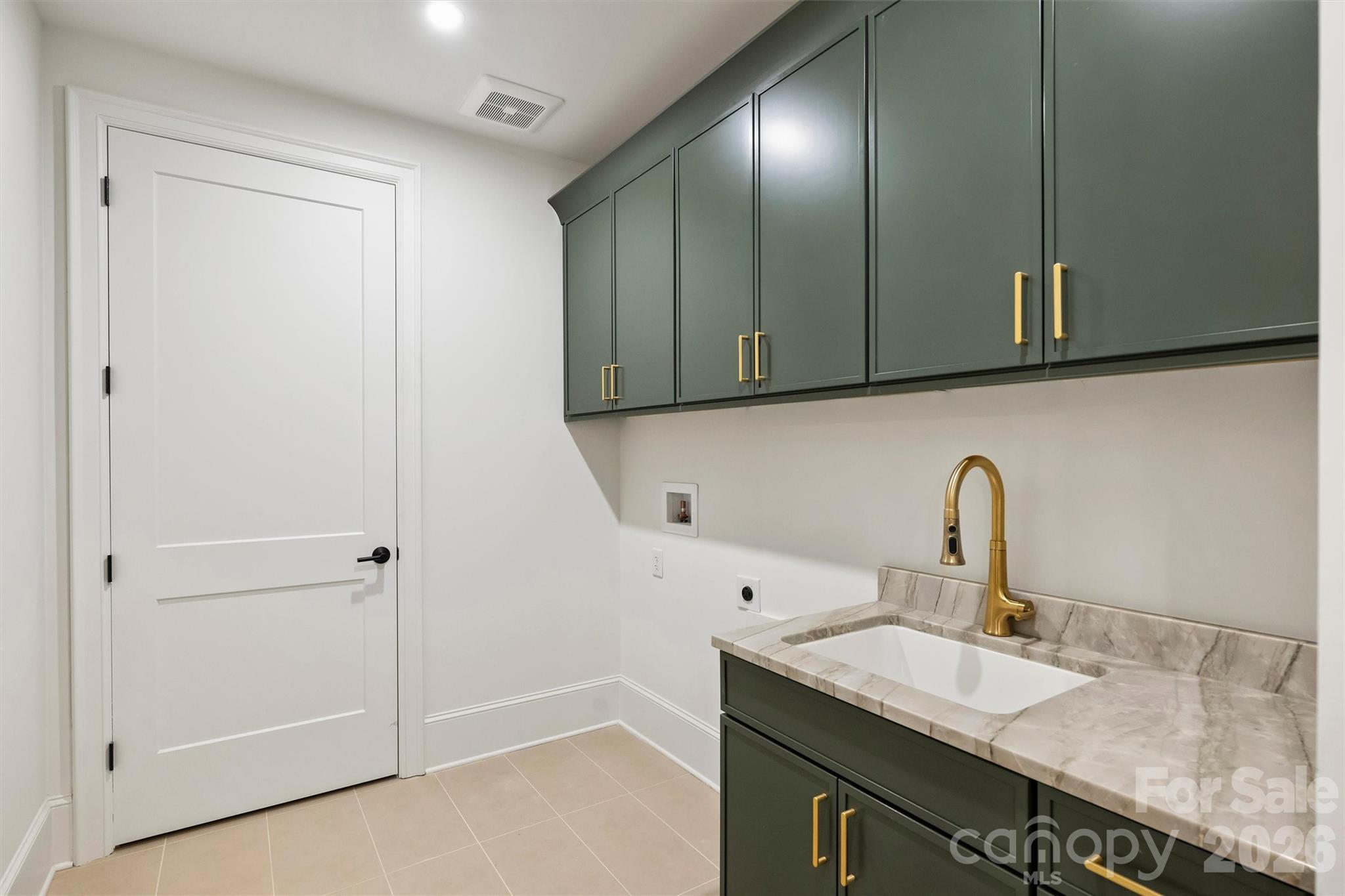 Photo 44 of 409 Queens Road101, Charlotte, NC