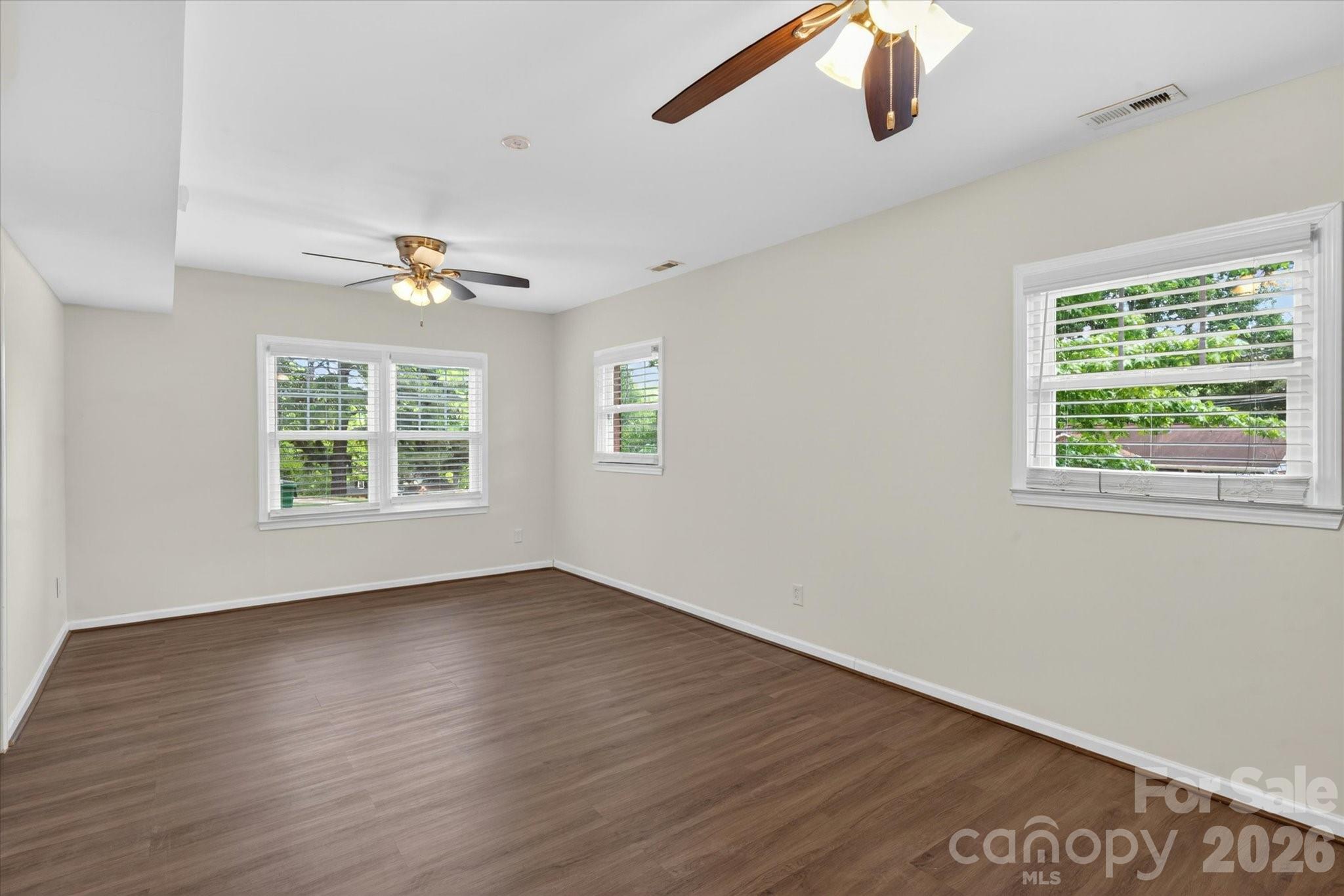 6912 Woodstock Drive, Charlotte, NC - photo 21 of 31