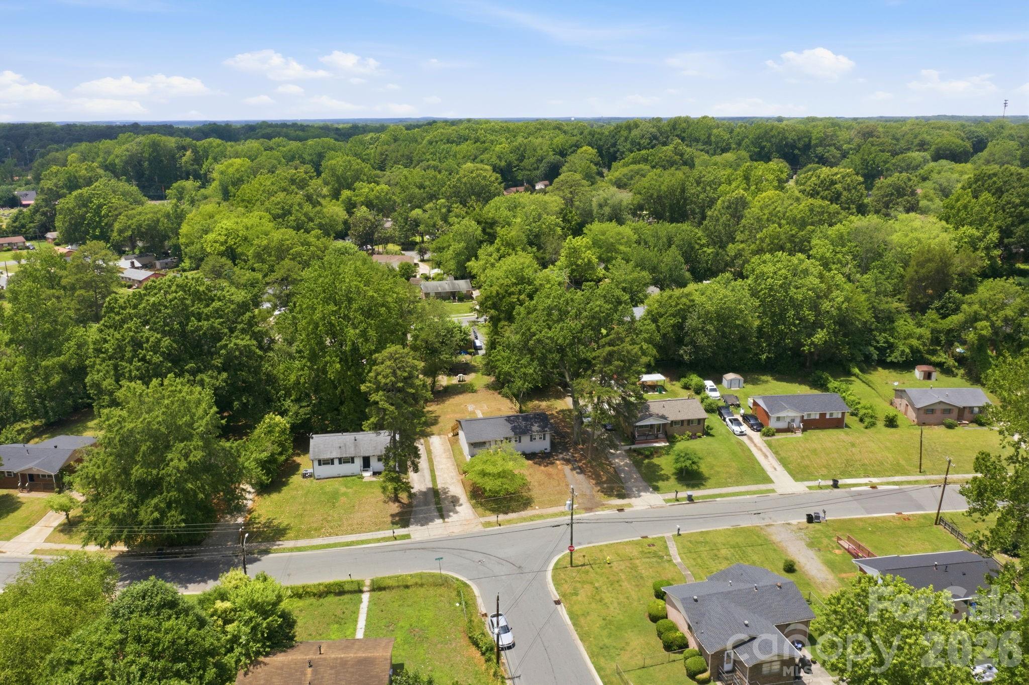 Home for sale at 9401 Feldbank Drive, Charlotte, NC — photo 38 of 42