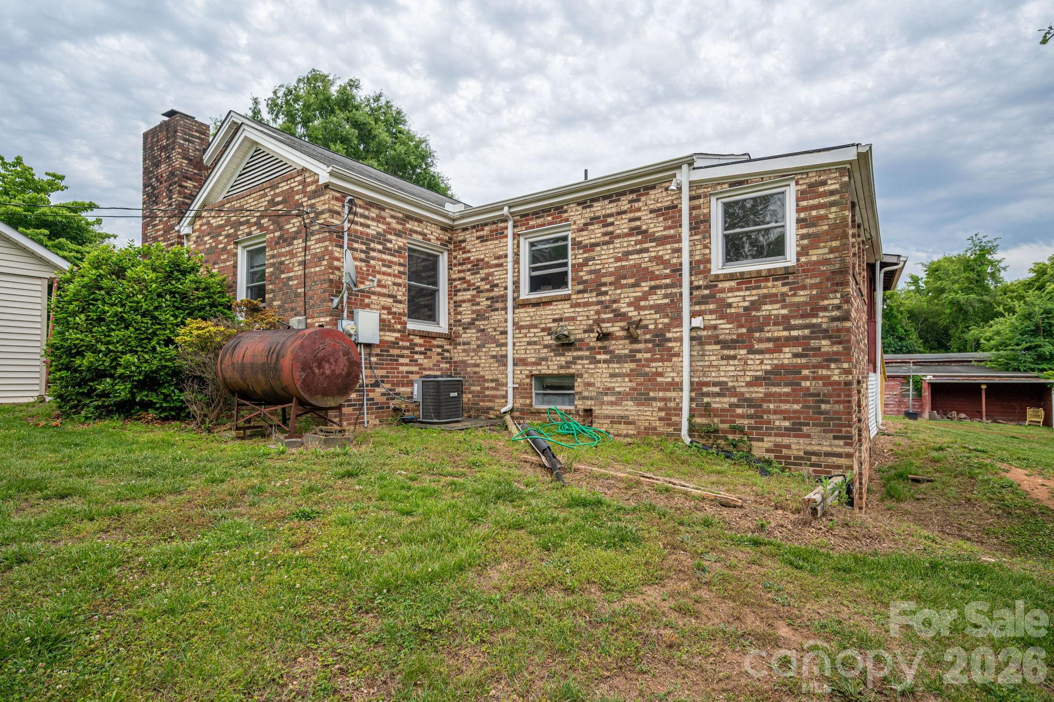 Photo 4 of 943 Stony Point Road, Kings Mountain, NC