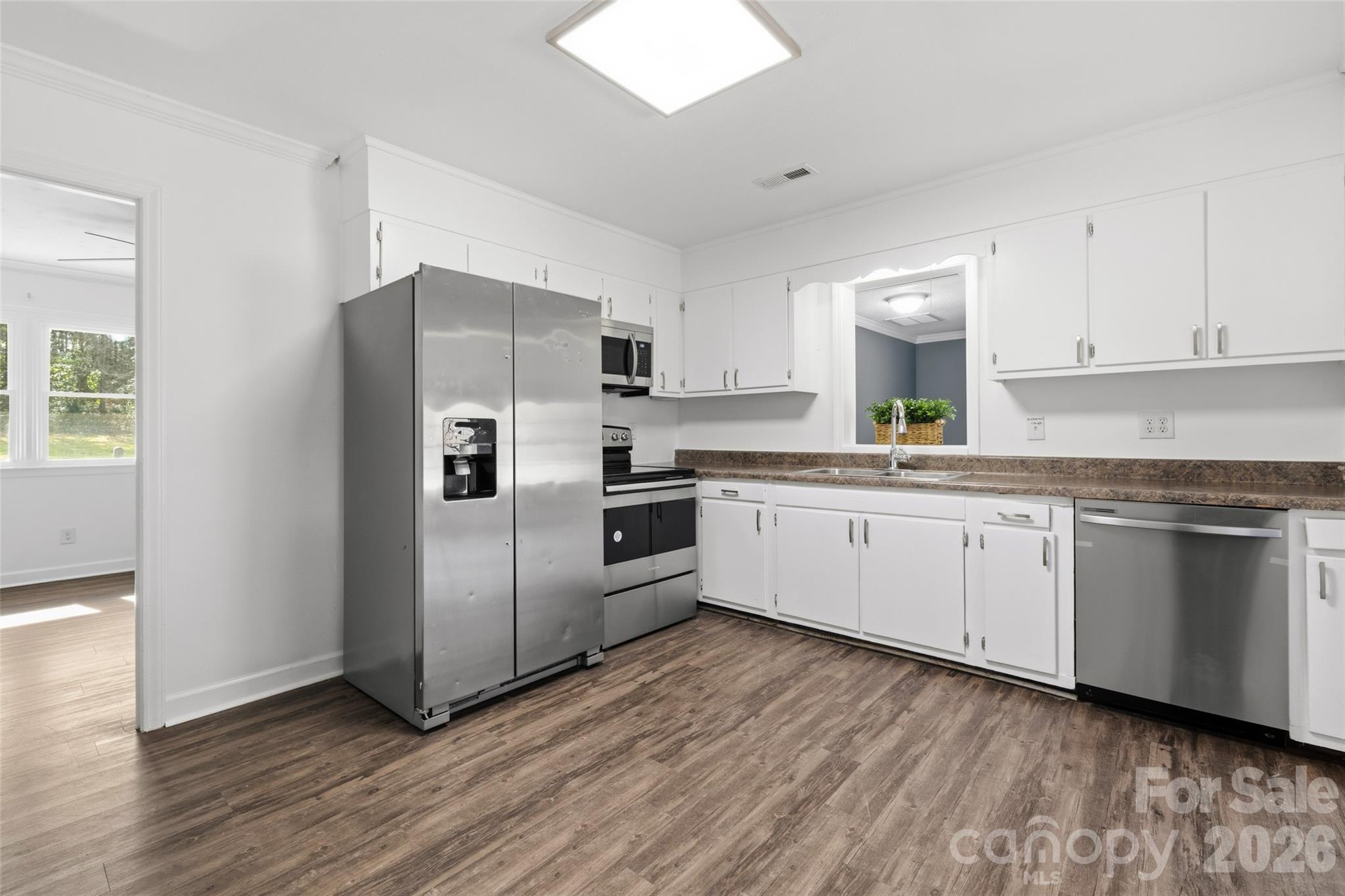 Home for sale at 504 Bridges Drive, Kings Mountain, NC — photo 13 of 36