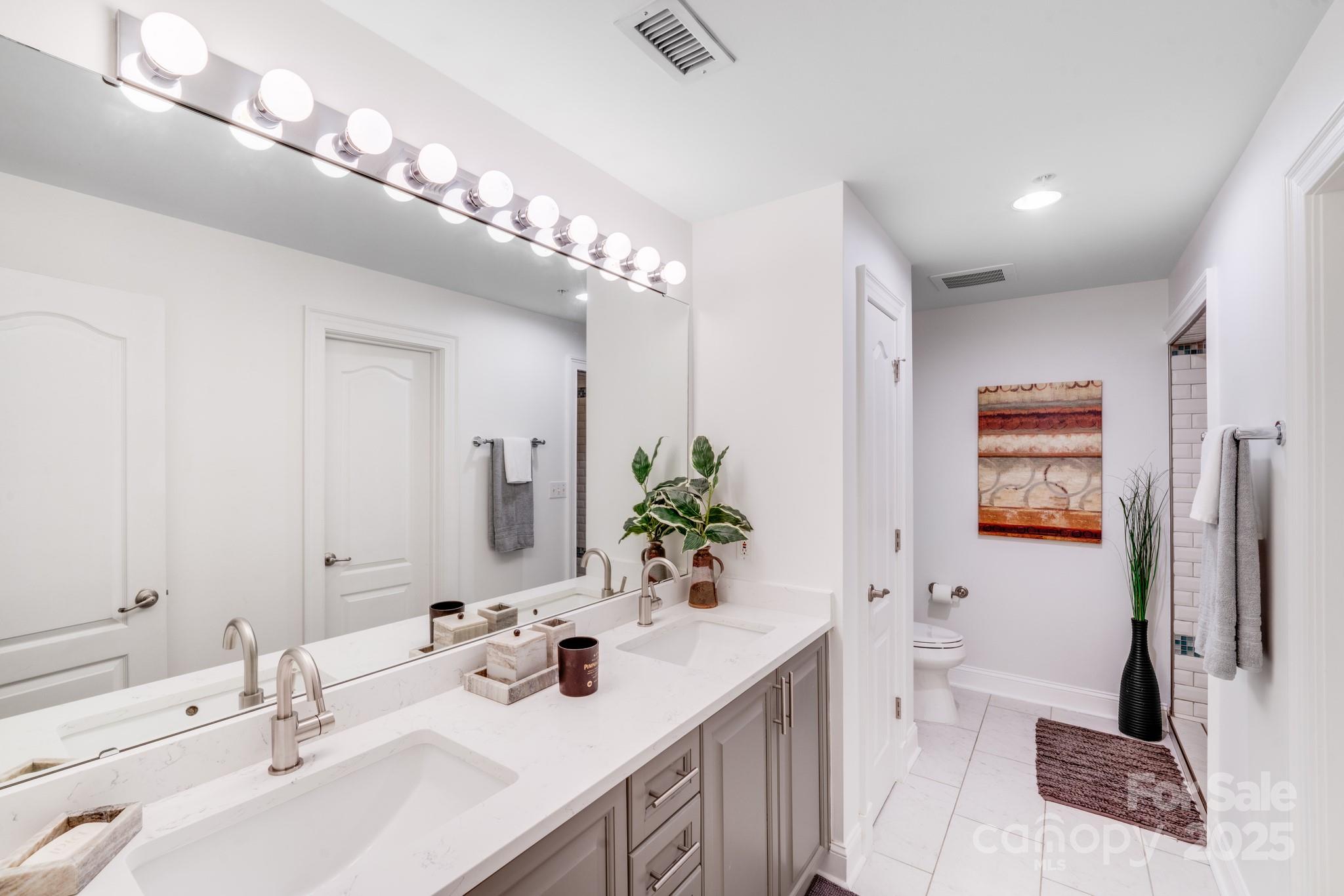 Photo 9 of 315 Arlington Avenue607, Charlotte, NC