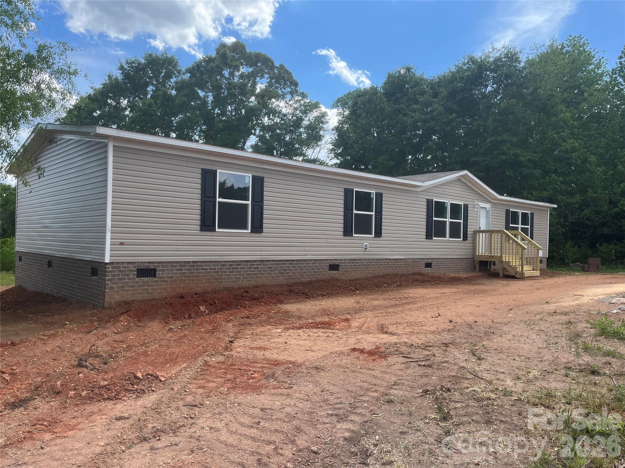 Photo 2 of 152 Omni Road, Gaffney, SC