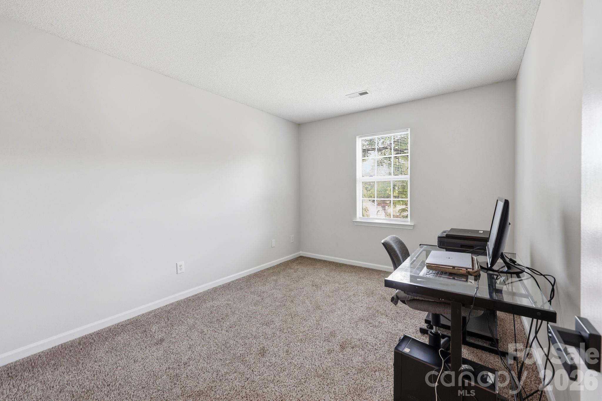 Photo 11 of 6912 Alanbrook Road, Charlotte, NC