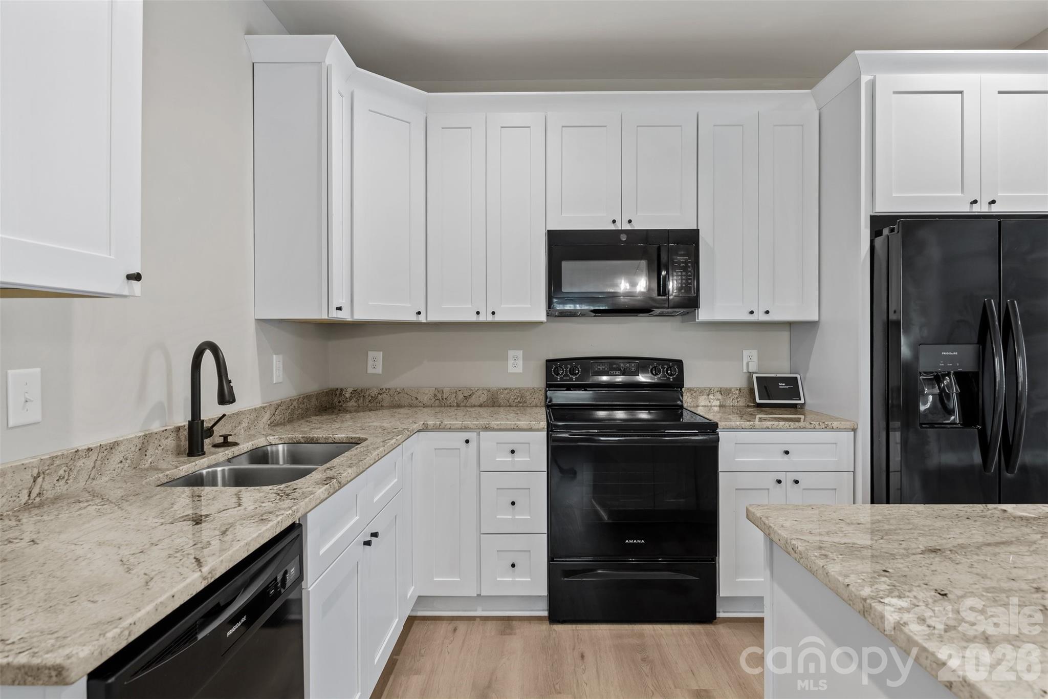 Photo 10 of 3130 Celia Avenue, Charlotte, NC