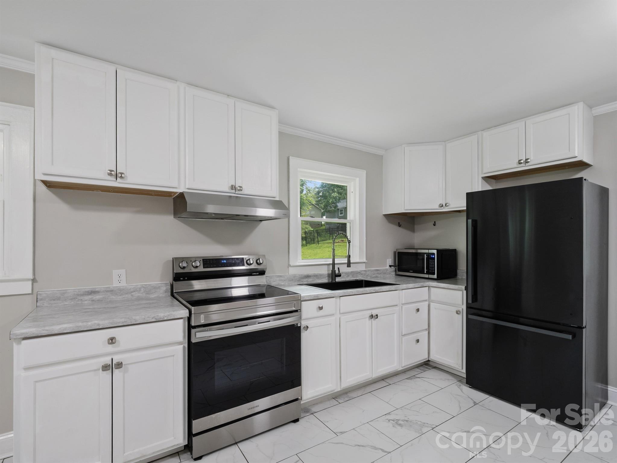 1806 Kingsley Drive, Albemarle, NC - photo 3 of 20