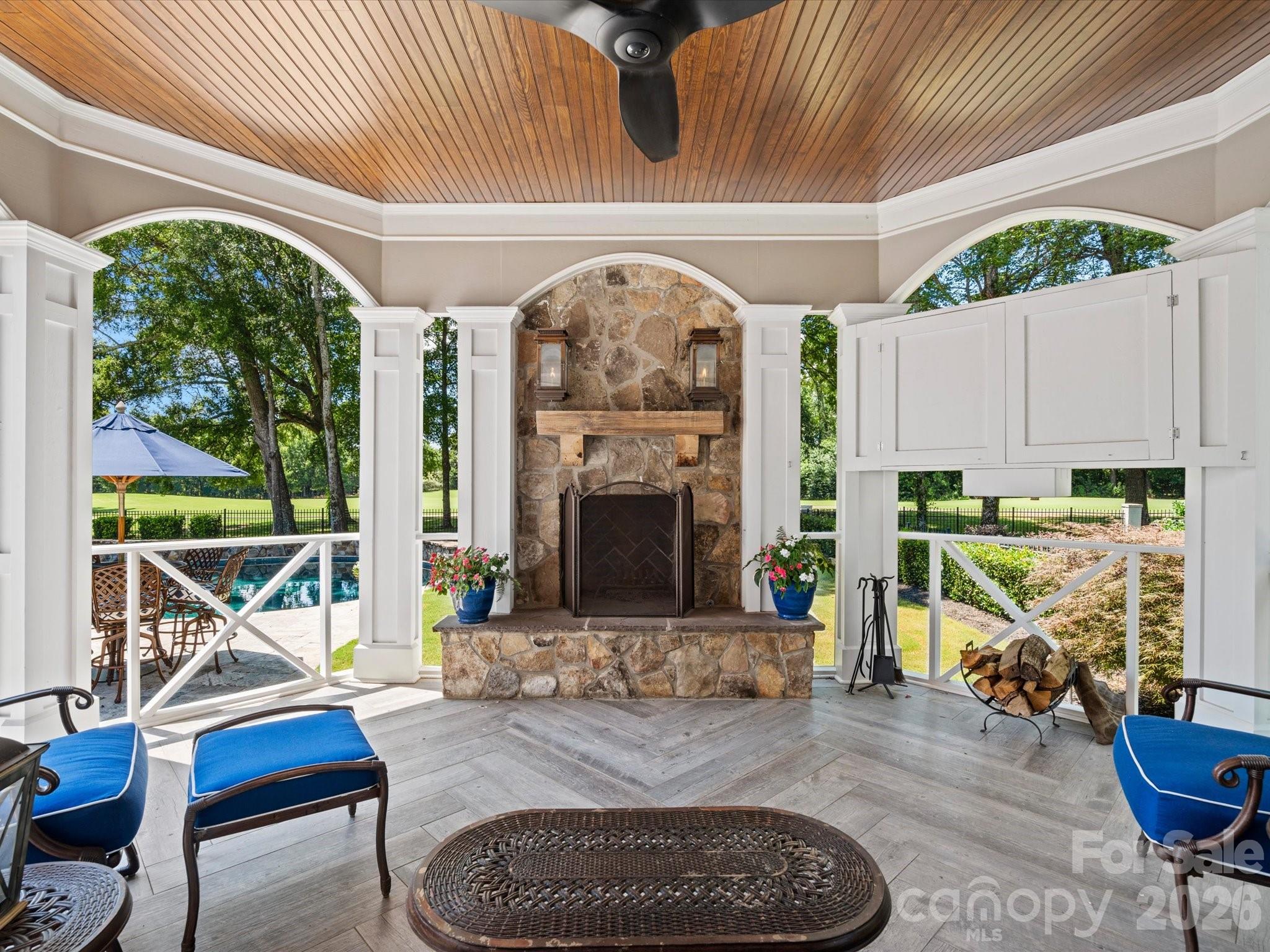 Photo 8 of 11624 Glenn Abbey Way, Charlotte, NC