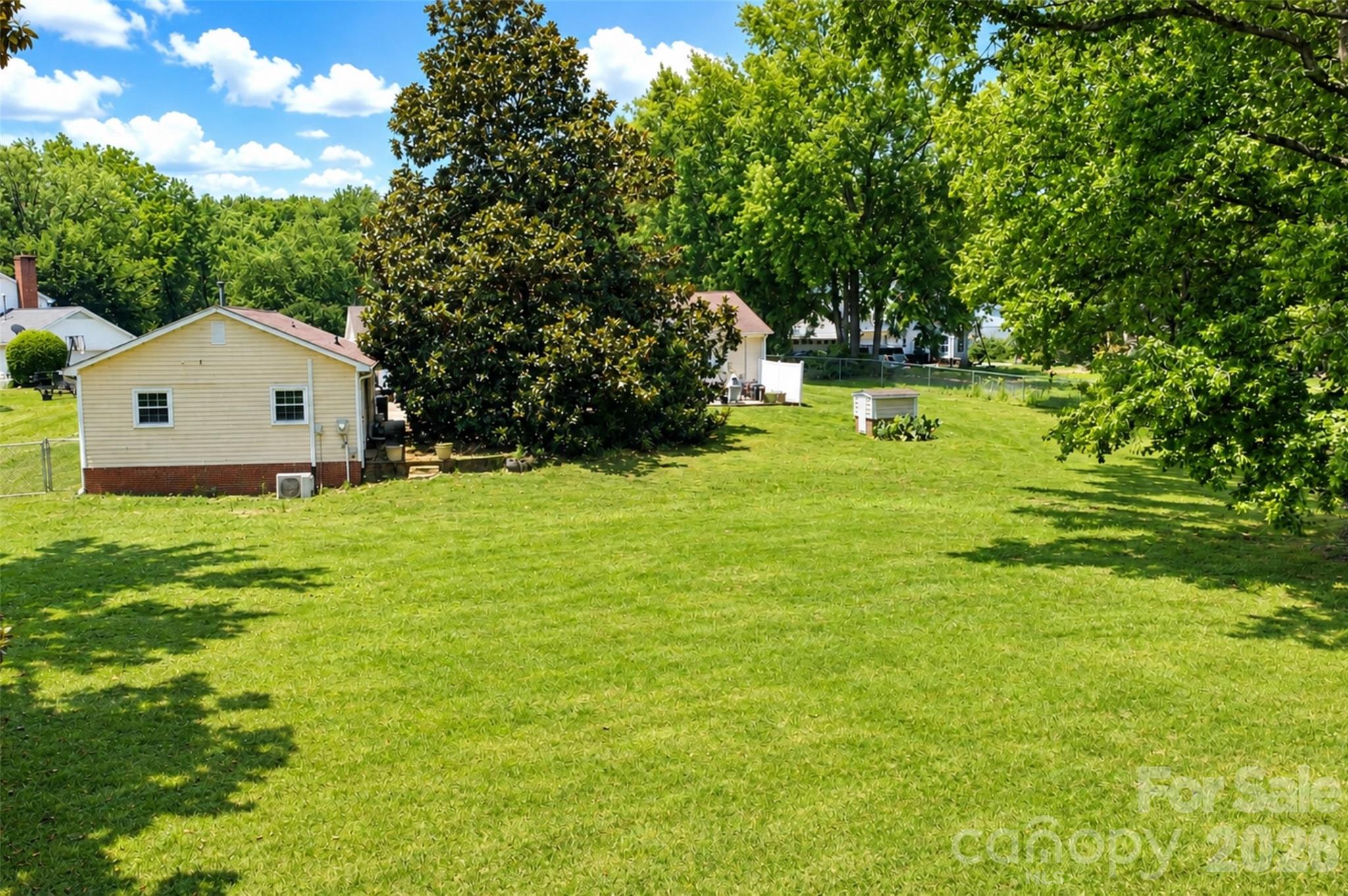 Photo 37 of 7904 Saddleview Court, Charlotte, NC