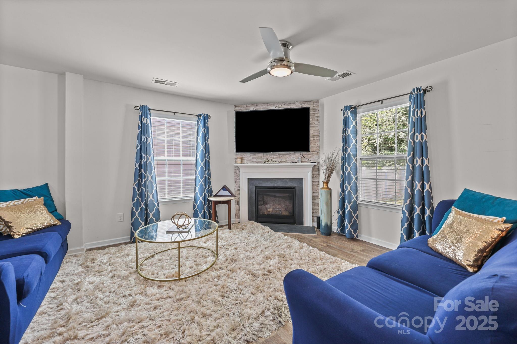 Photo 9 of 5433 Tumbling Brook Lane, Charlotte, NC